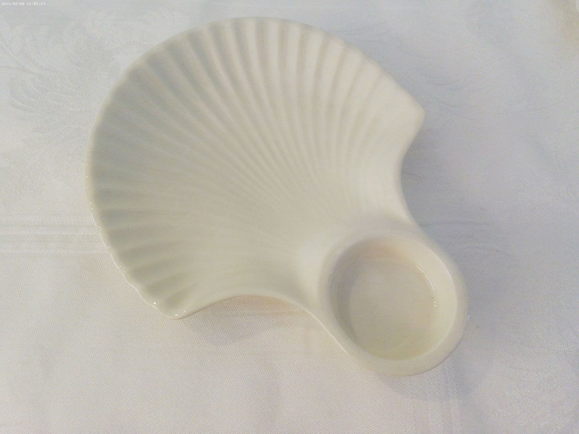 Vintage Portuguese White Clam Shell Plates, Set of 8 - Etsy