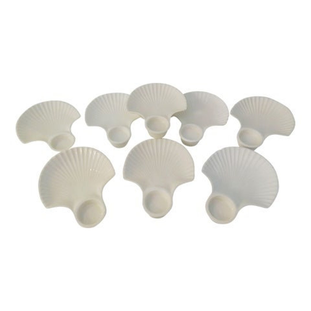 Vintage Portuguese White Clam Shell Plates, Set of 8 - Etsy