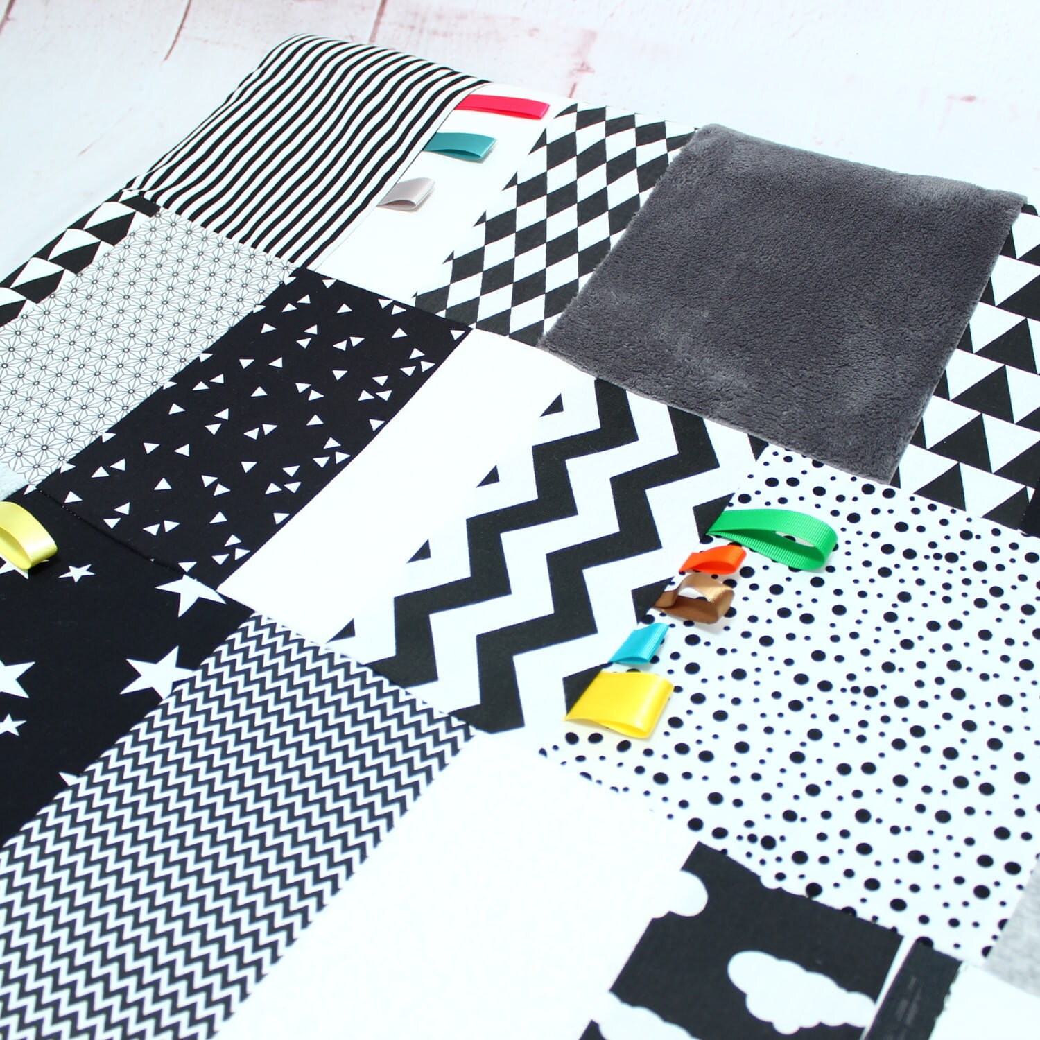 Montessori Play mat Baby Patchwork Quilt Playmat Black and | Etsy