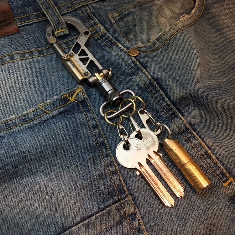 The Bolt Carabiner with Quick detachable Swivel shotgun / 3Clips