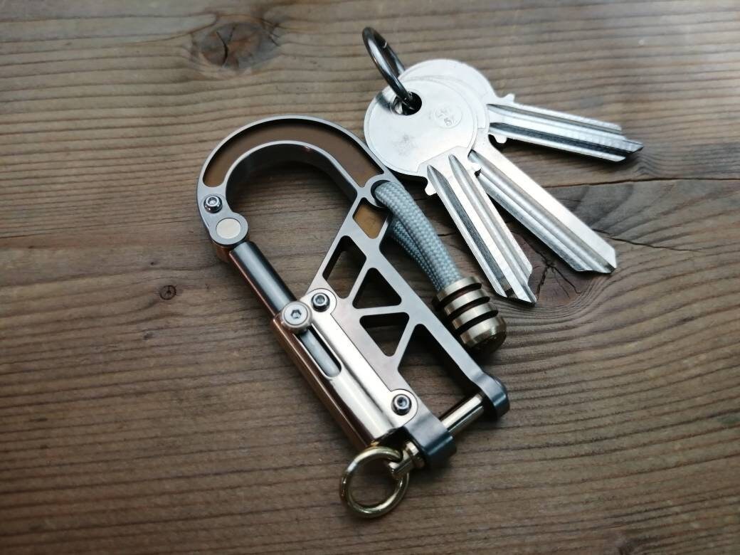 Edc Ti-Carabiner Keychain / The Bolt Carabiner / MOD