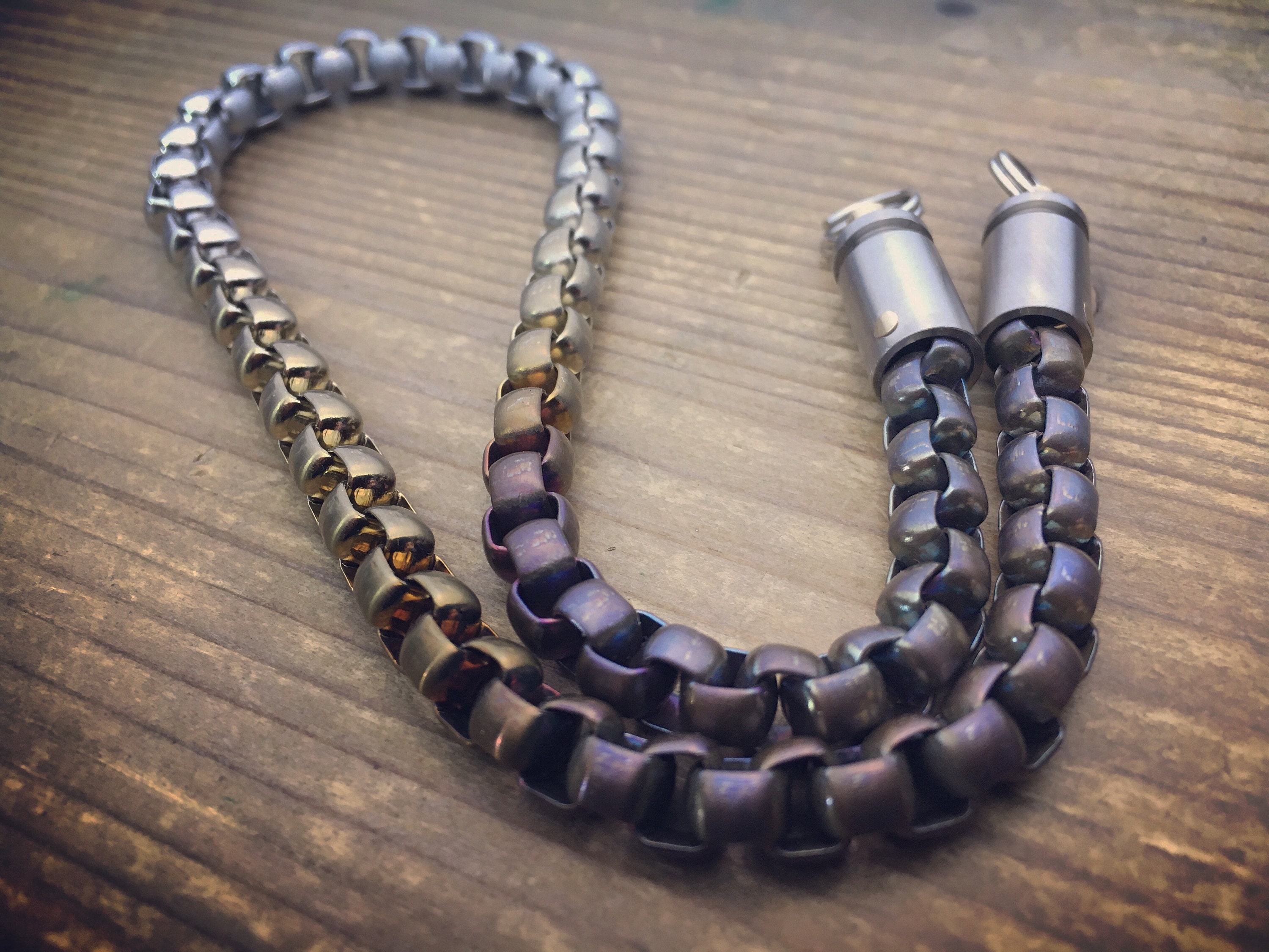 Hardware for walletchain with double Swivels of Cal. 9mm caps / Burnt ...
