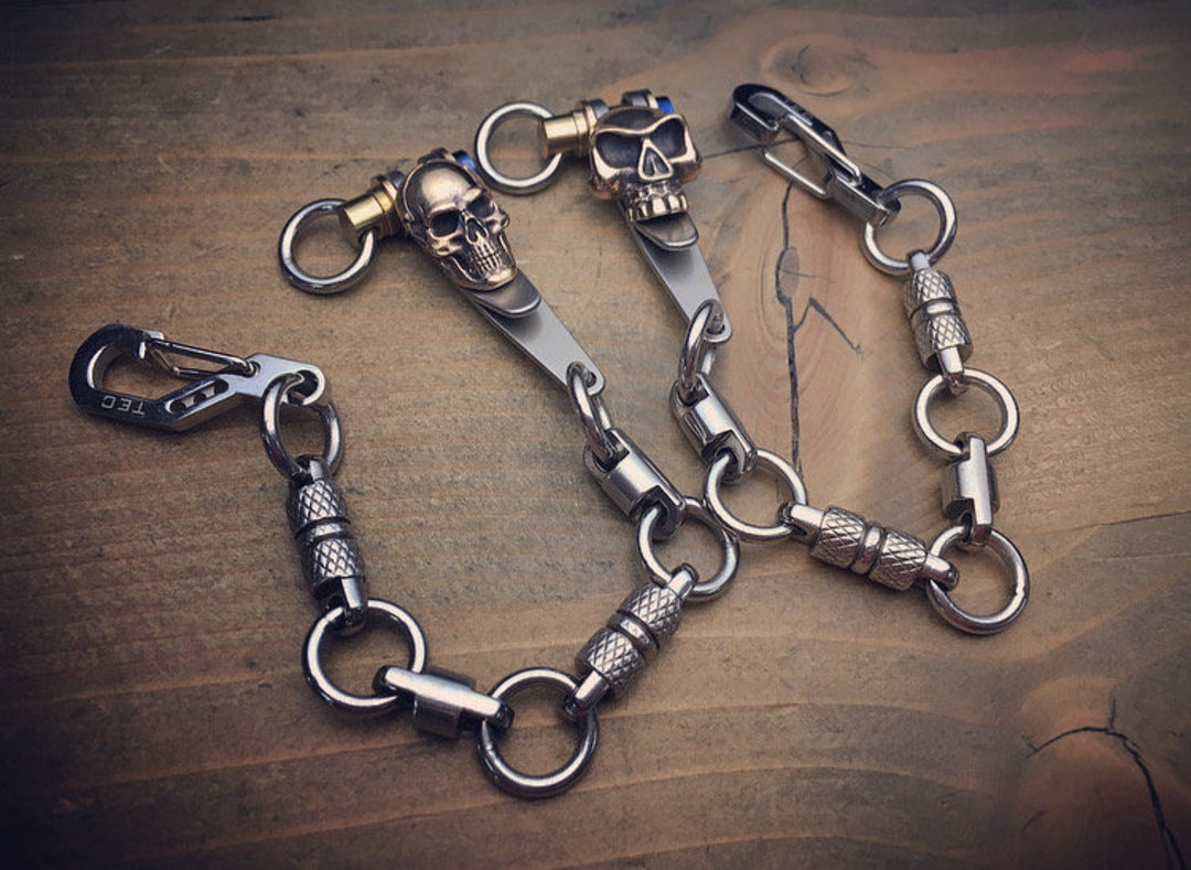 Suspension Skull Clip Keychain / Optional Welded Closed Link Chain ...