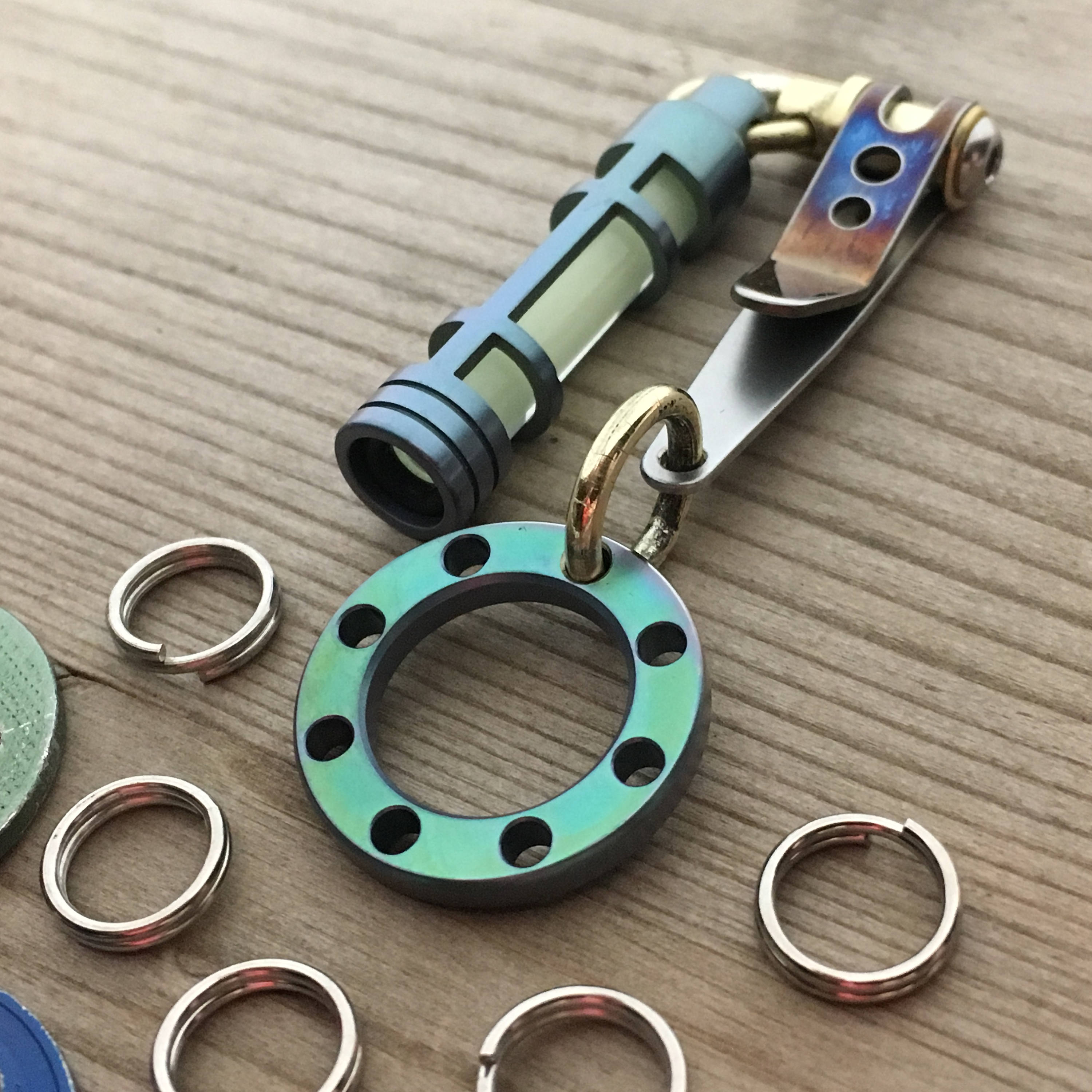 Suspension Clip Key Ring Ti-FOB Locator