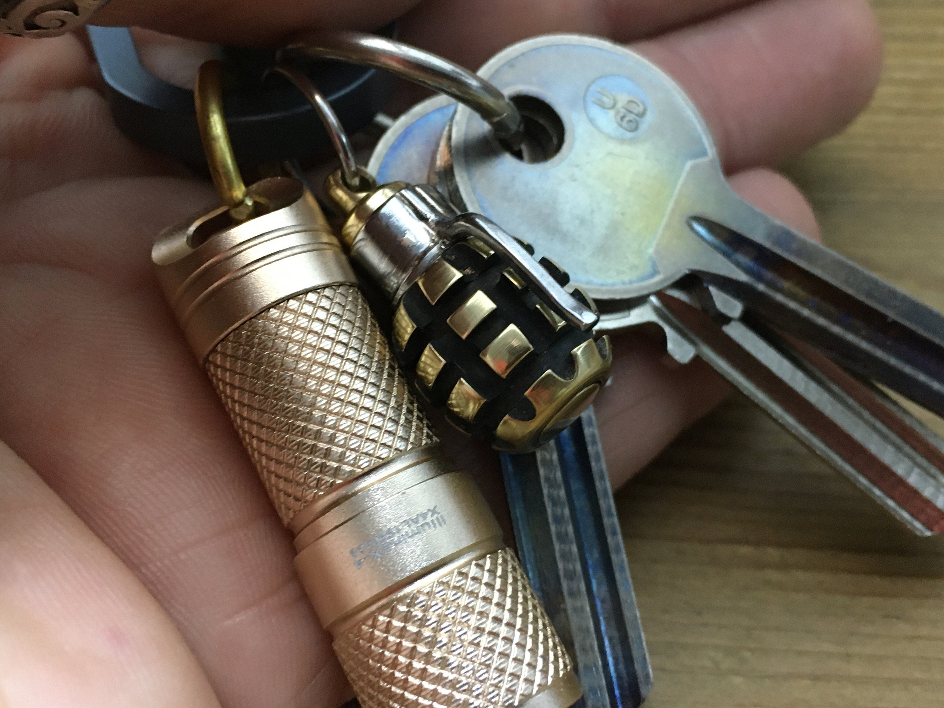 Bead Rocket Bomb, rotating pendant