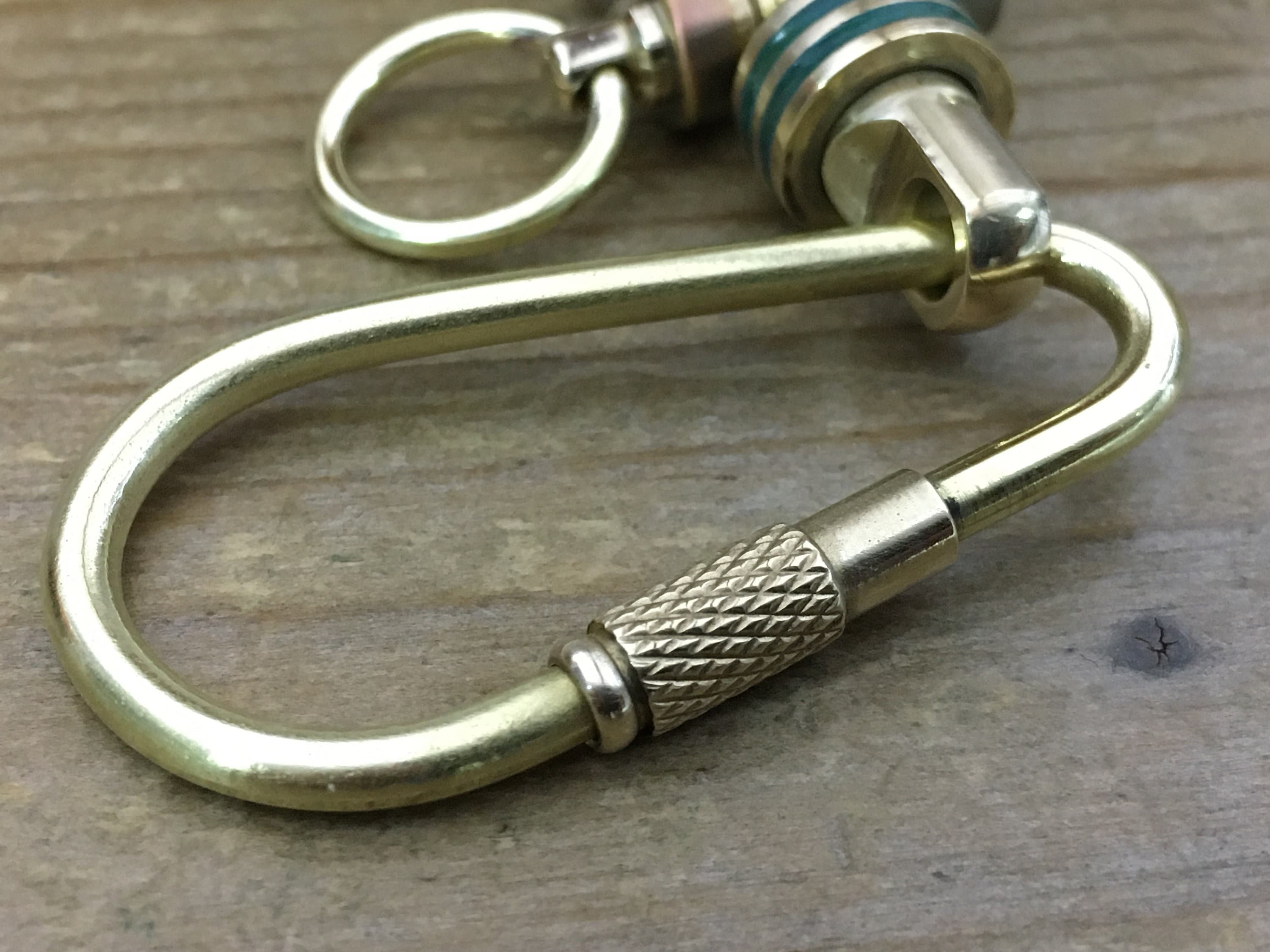 Titanium Bolt Carabiner with swivel/ The Sailor