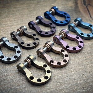 Titanium Omega Shackle / Edc Keychain - Etsy