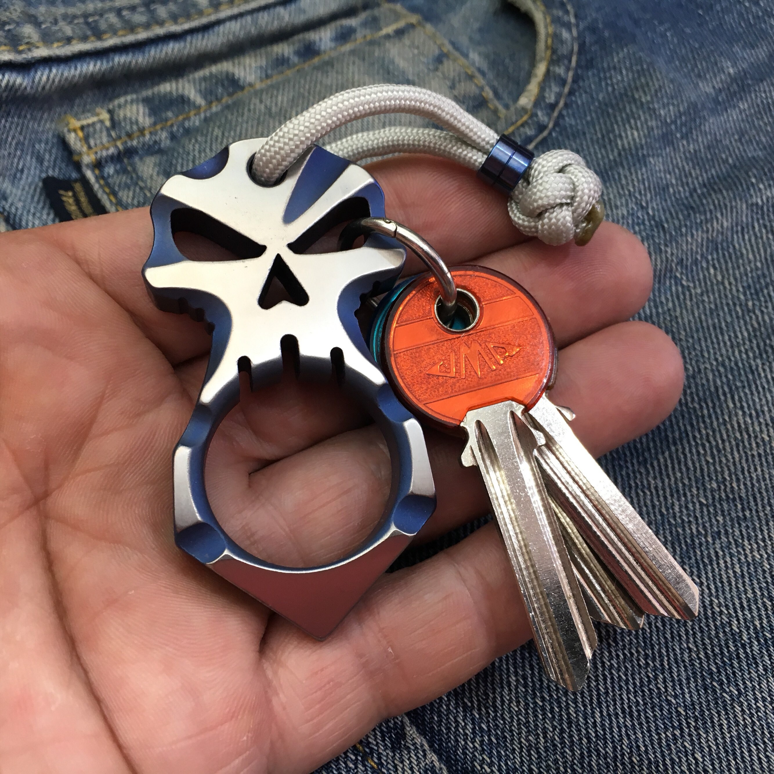 Skeleton Titanium Key Chain / Polished - Ano Blue
