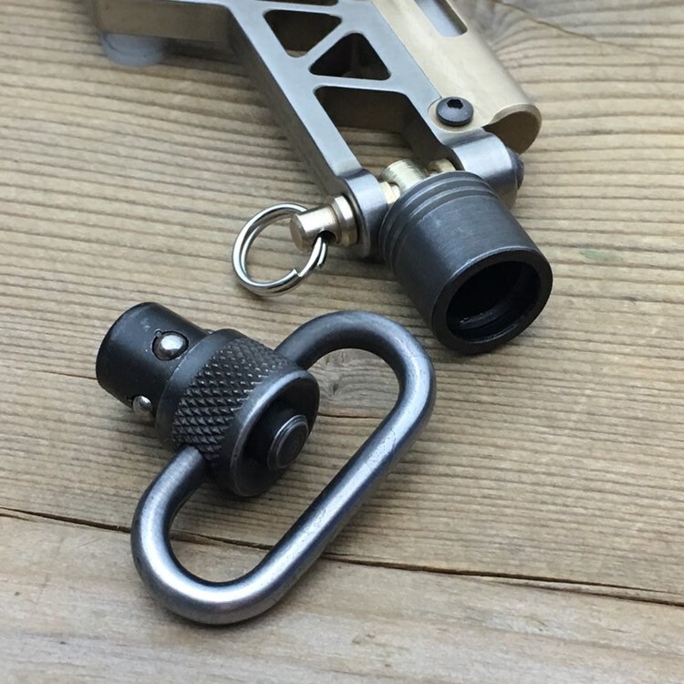 The Bolt Carabiner with Quick detachable Swivel Shotgun