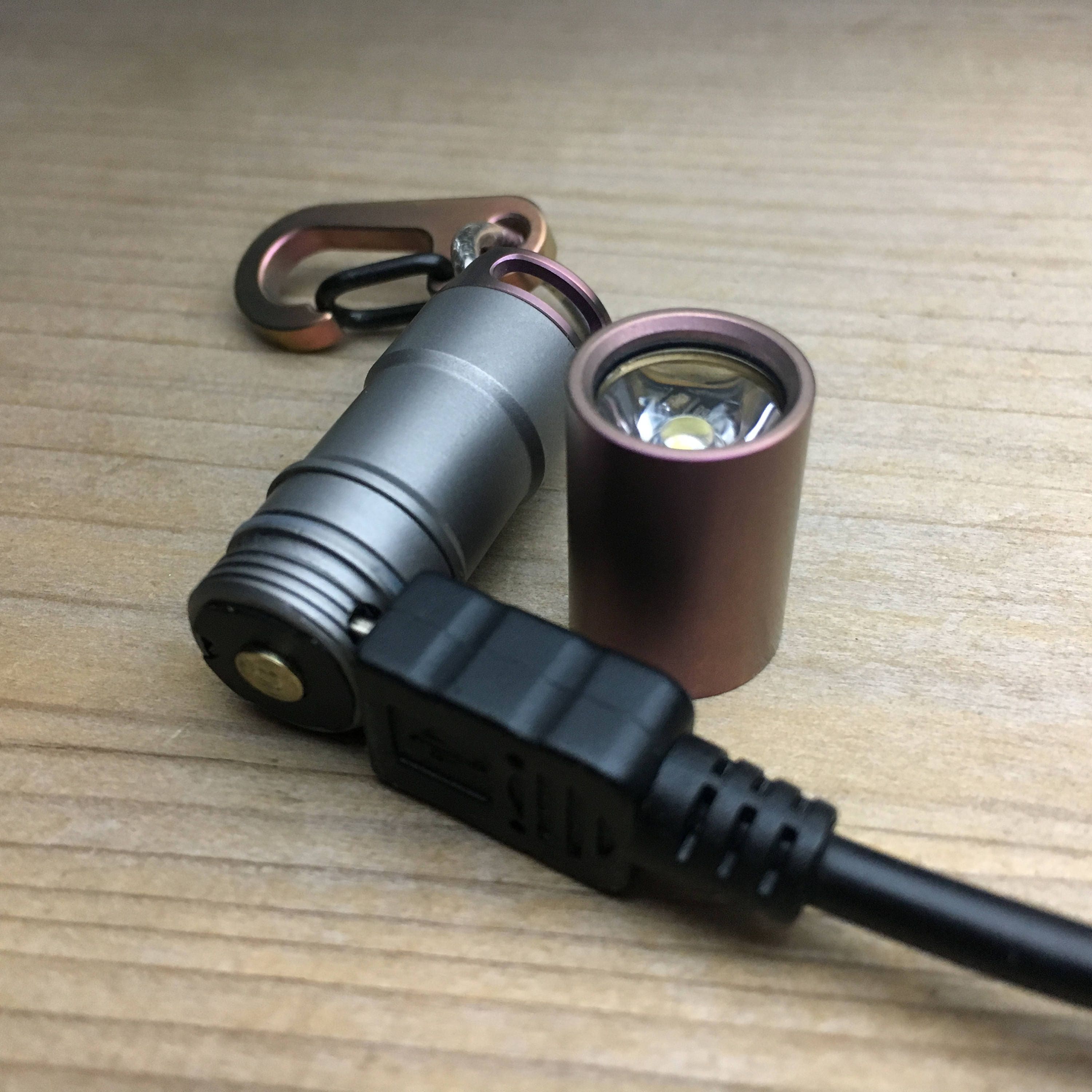 Flashlight - Titanium / Rechargeable - Micro USB interface