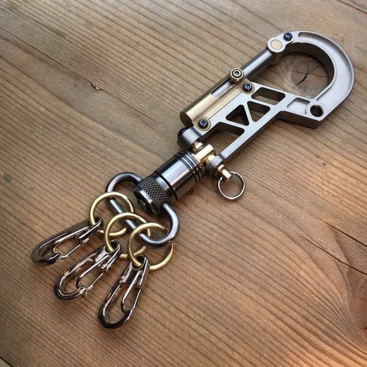 The Bolt Carabiner with Quick detachable Swivel shotgun / 3Clips