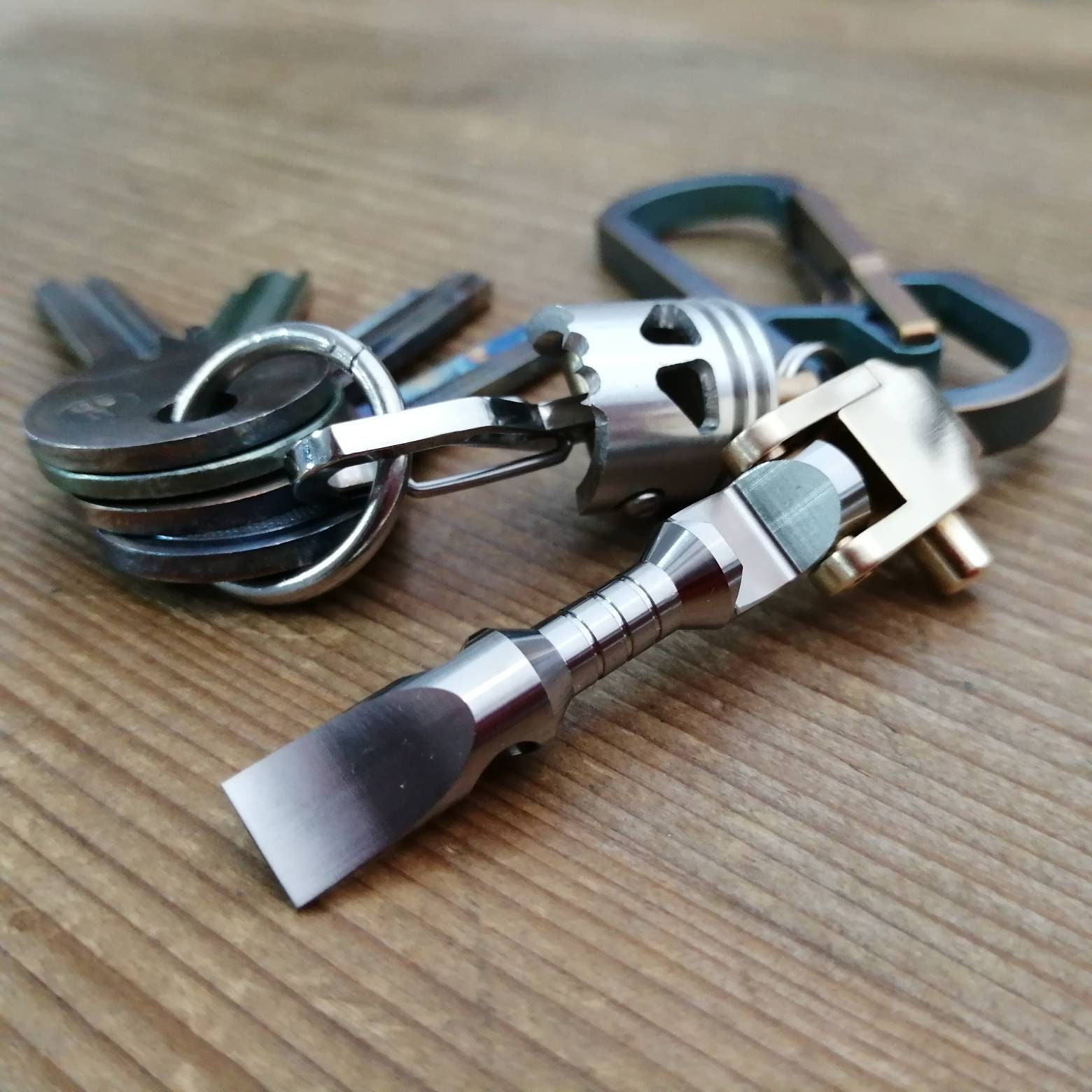 Mini Pry-Bar Multi tool, bottle opener with quick release, shotgun