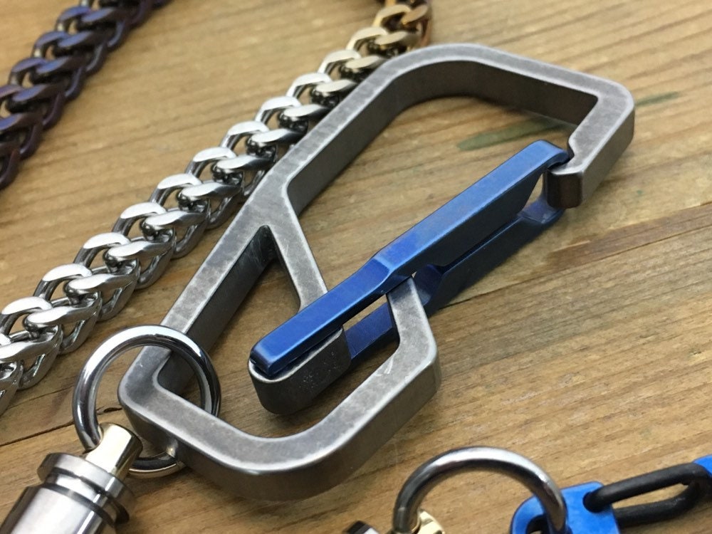 Walletchain / Bi-Swivel / Cal. 9mm / S. Steels - Titanium / Extra large 21