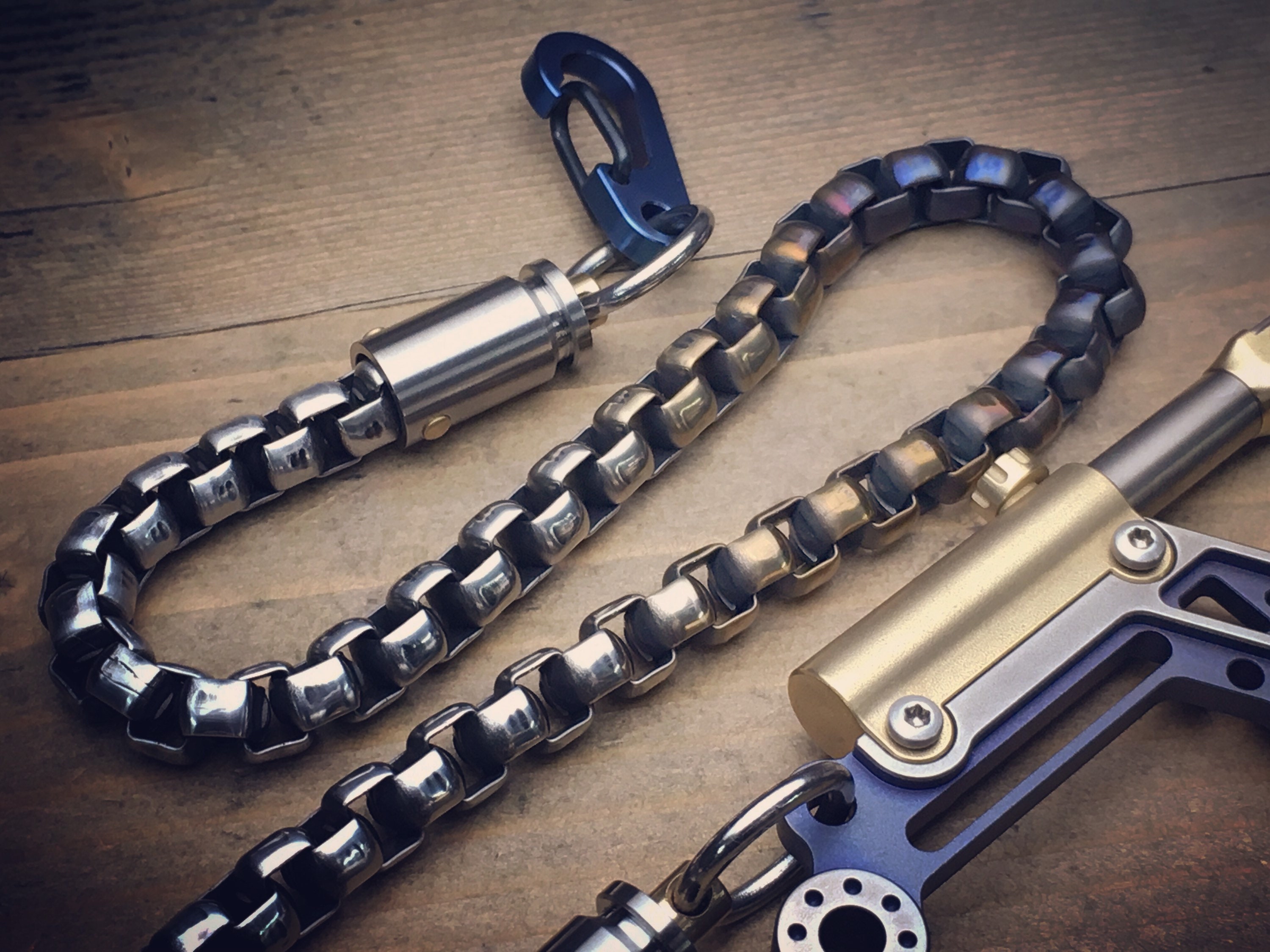 Custom Wallet/Key Chain with the Ti- Bolt Carabiner V-II / Blue