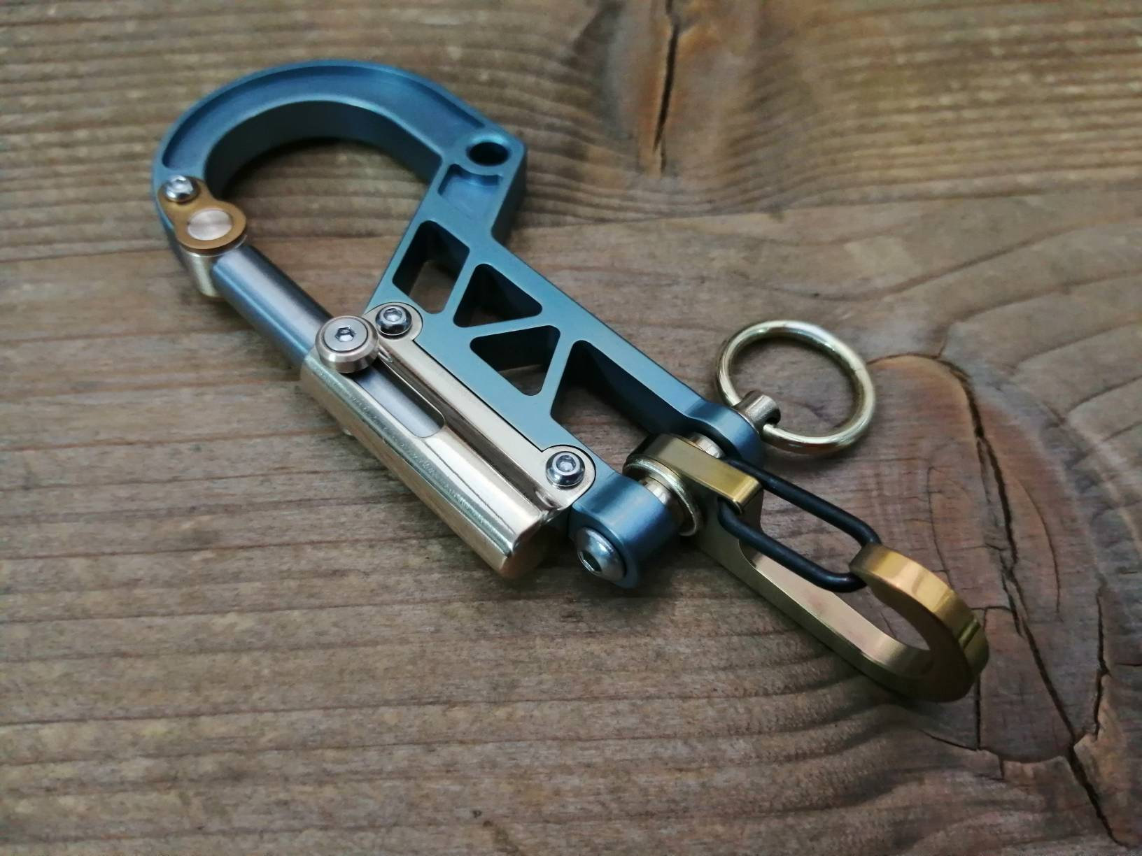 Ti-Bolt Carabiner / Titanium Edc Key Carabiner