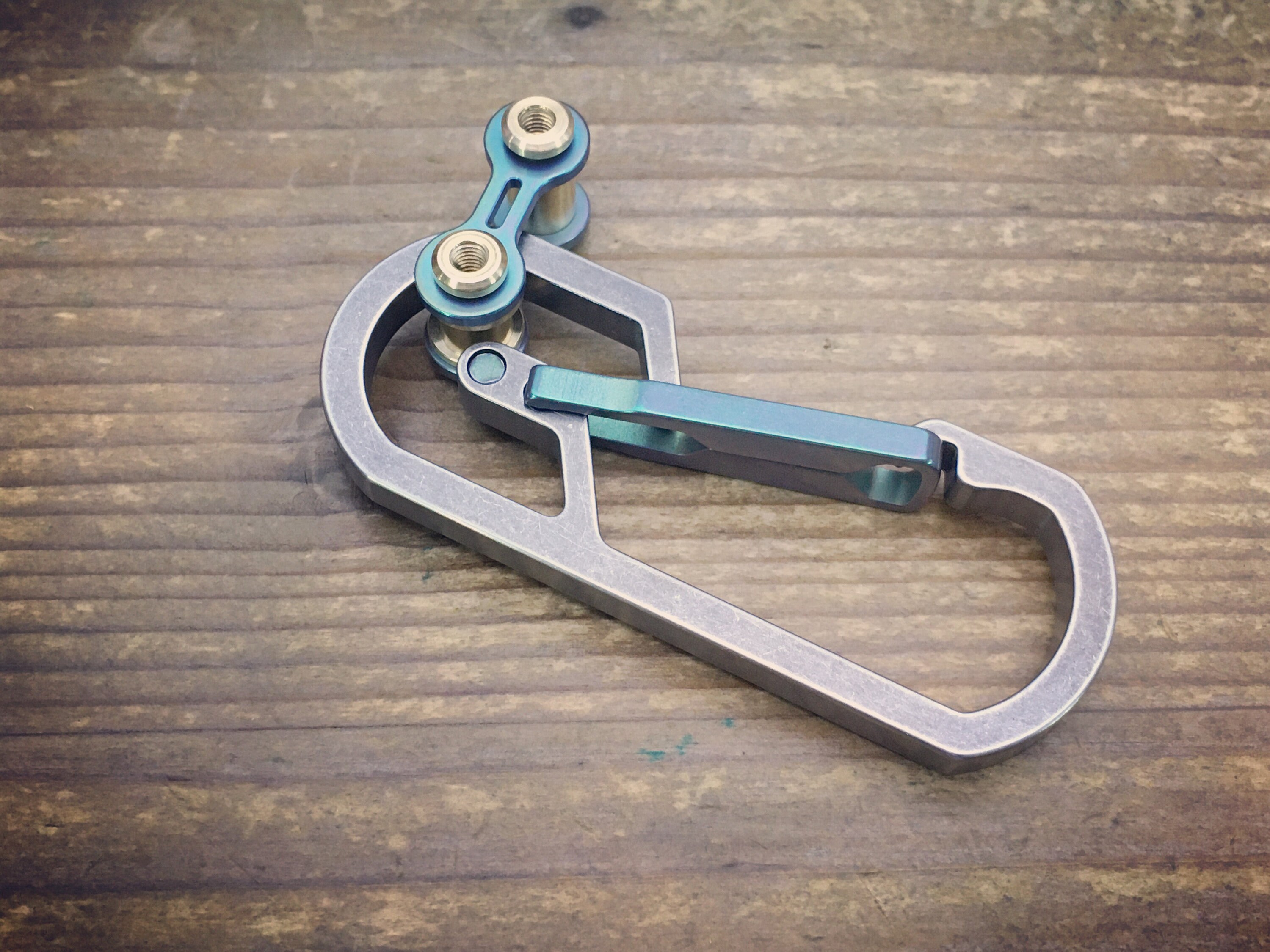Titanium Key Carabiner EDC keychain with Titanium Bike-Link Kit