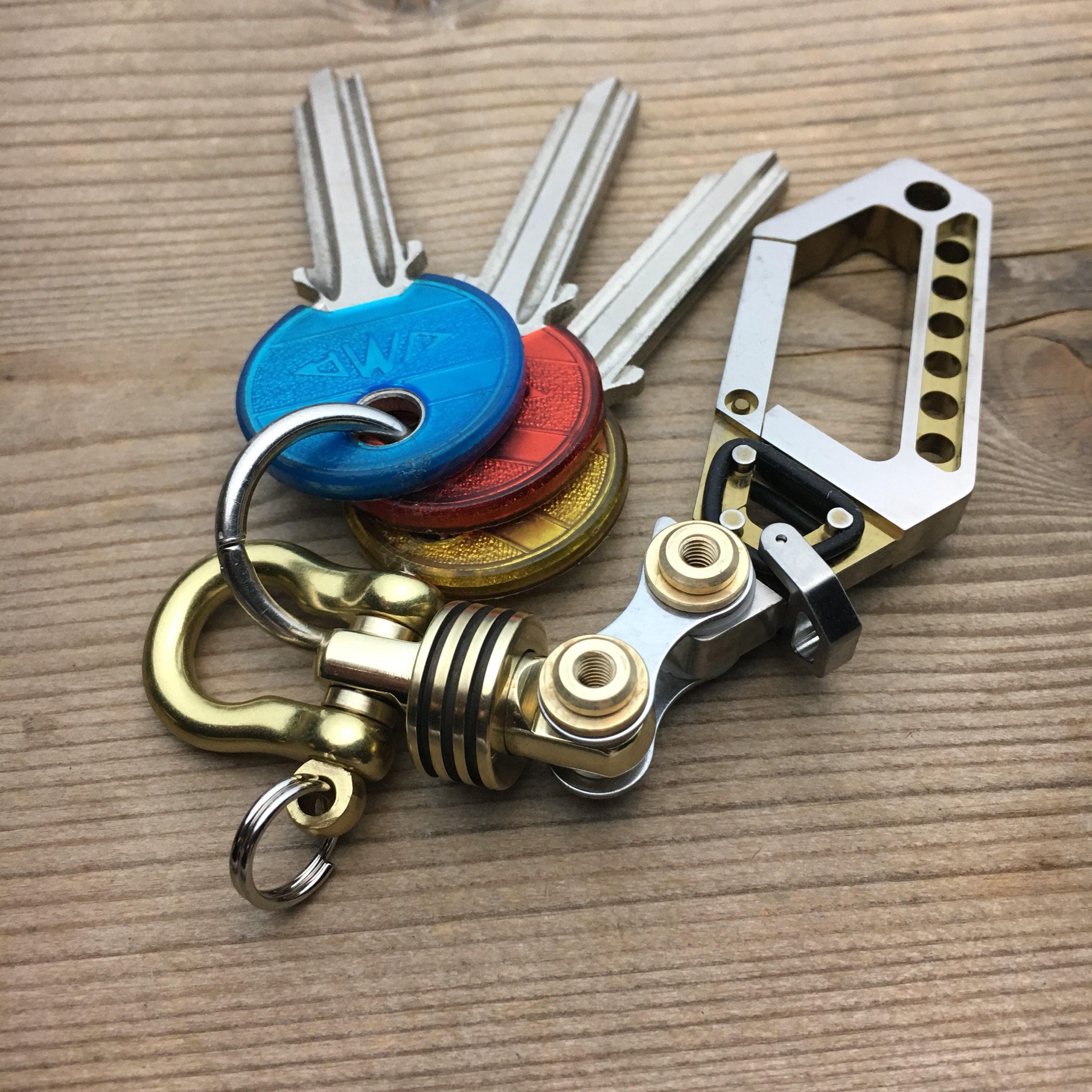 Ti-Drone Carabiner, Shackle Key Chain / with swivel.