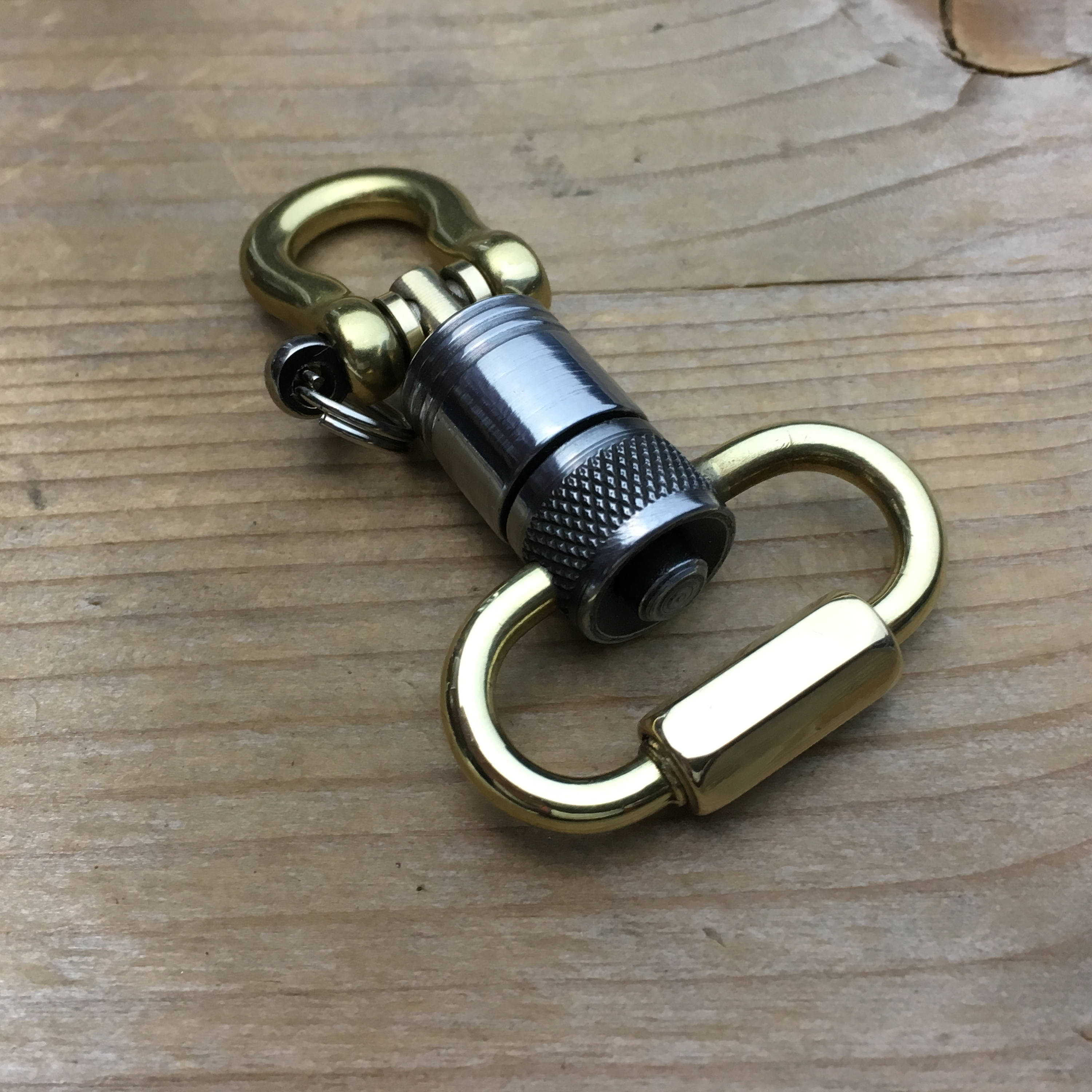 Recycled / Quick detachable Swivel Connector Keychain