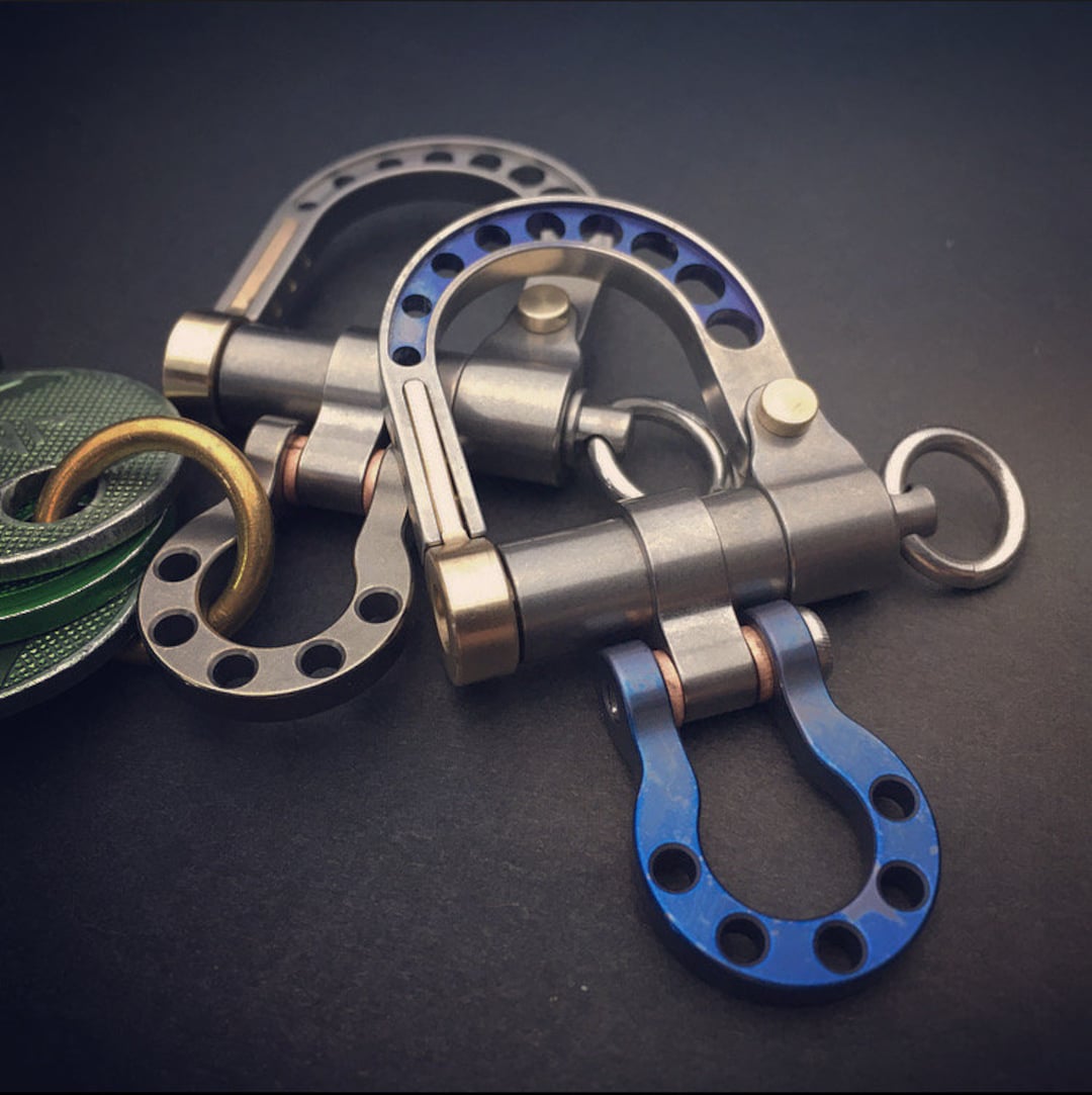 Titanium Shackle Carabiner Keychain / Edc Gear - Etsy