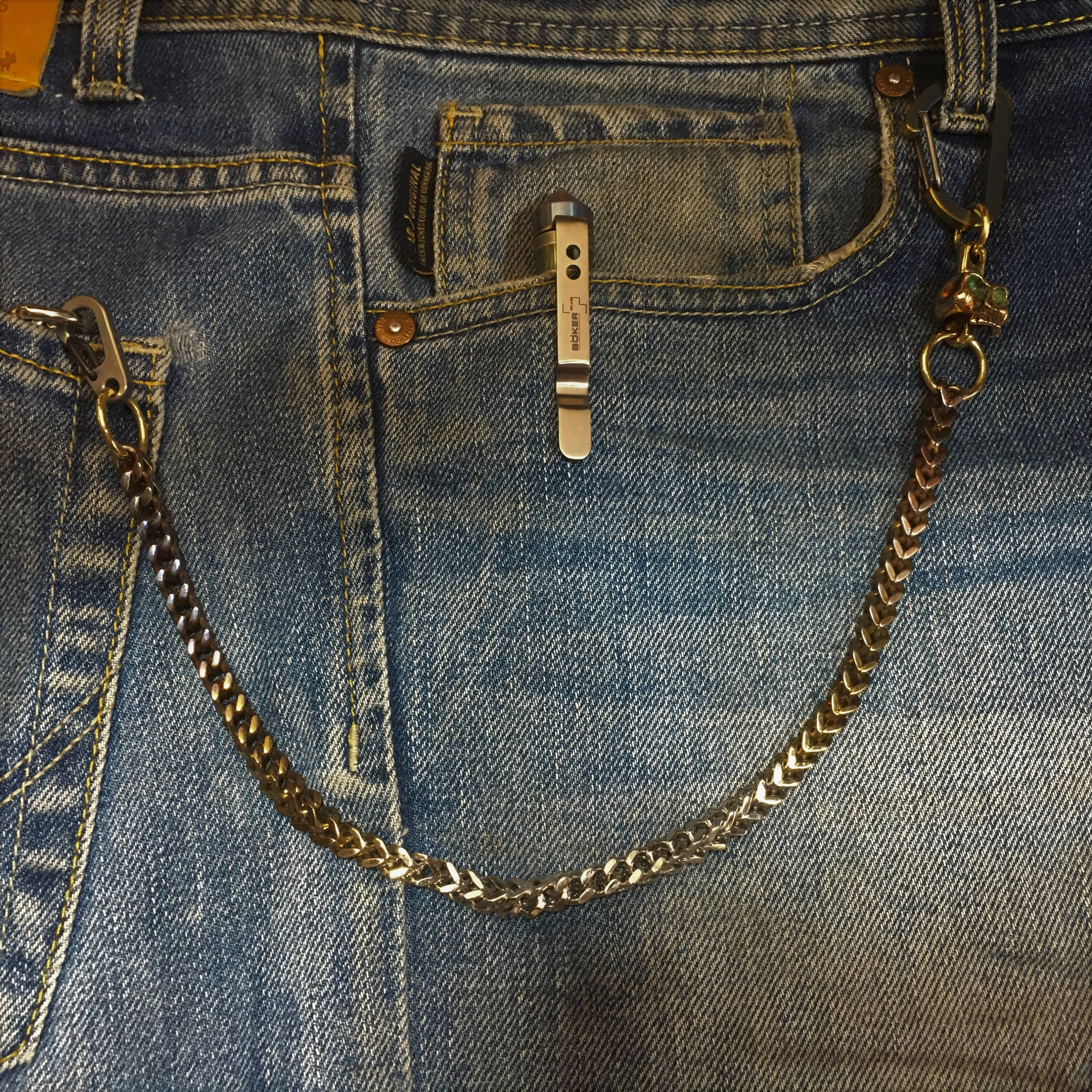 Small wallet chain SWC-04-Ti / One Skull Monkey Swivel