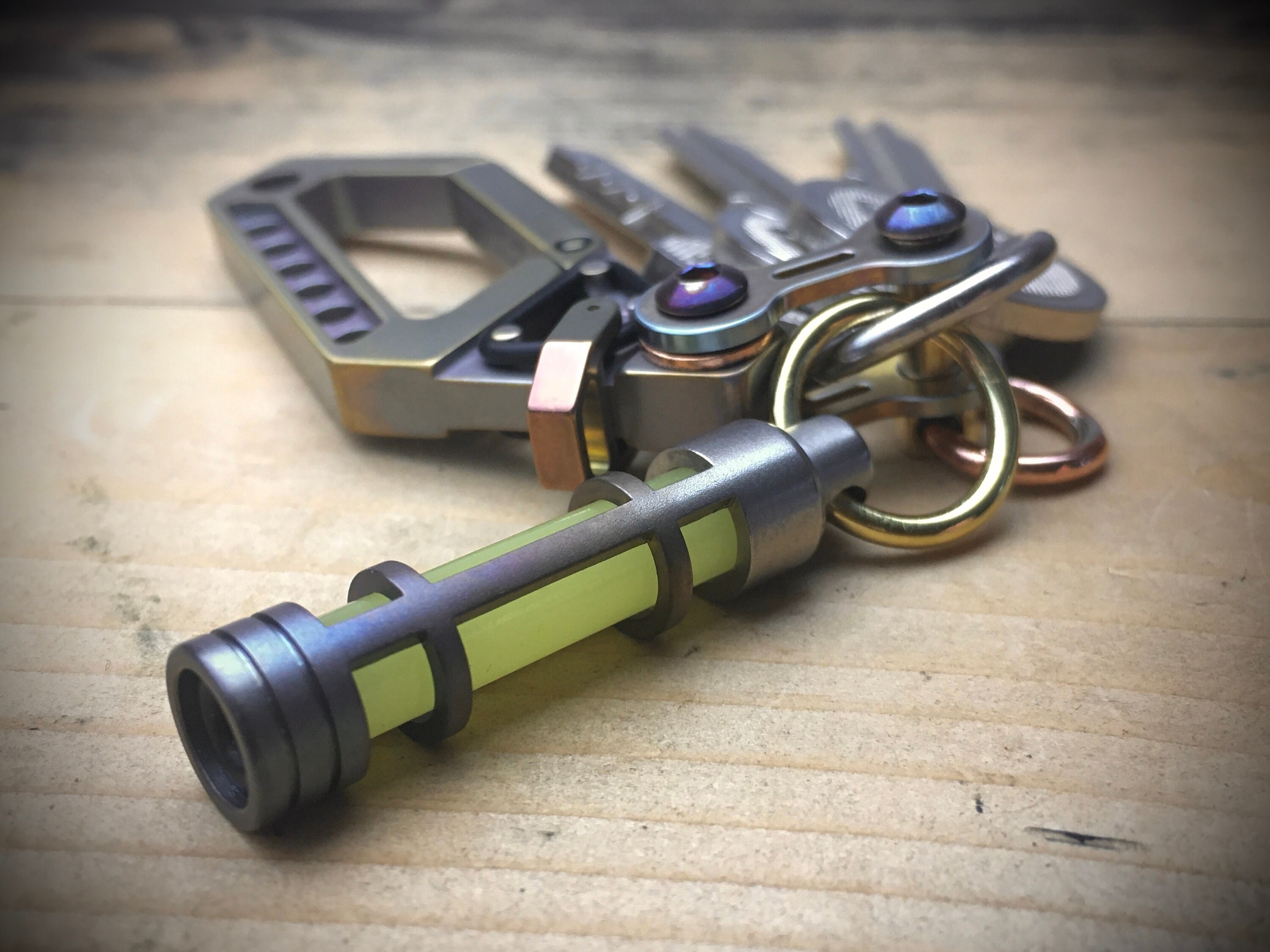 Glow-Fob Pendant Lamp Locator Keychain - MOD 1