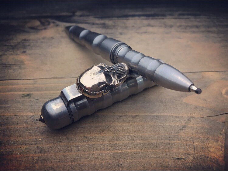 Solid Titanium Ballpoint Pen by Böker / XXL Silver Sterlin Skull Clip