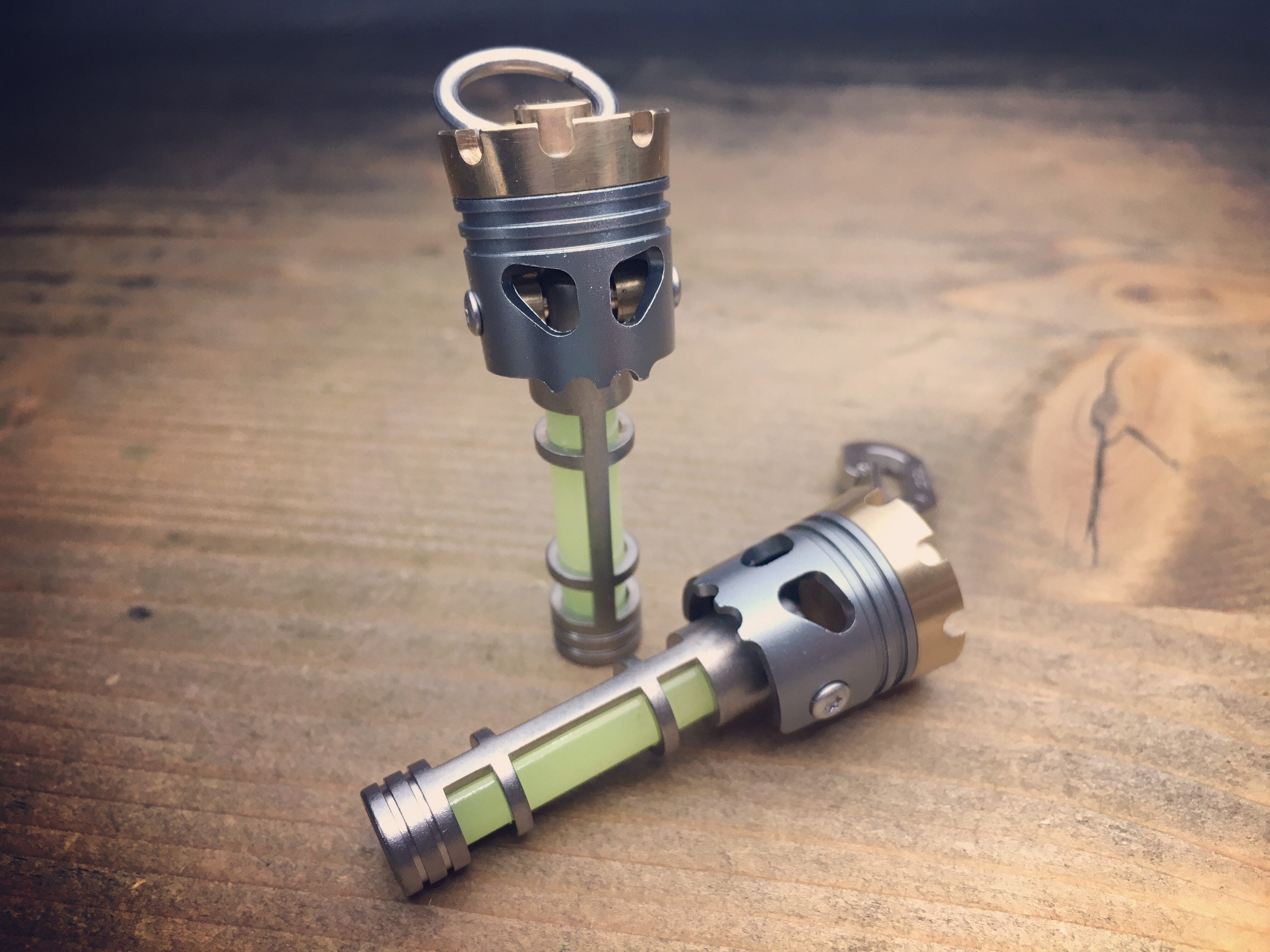 The Puto Rey Skull Piston Glow-fob Locator Swivel Keychain - Etsy