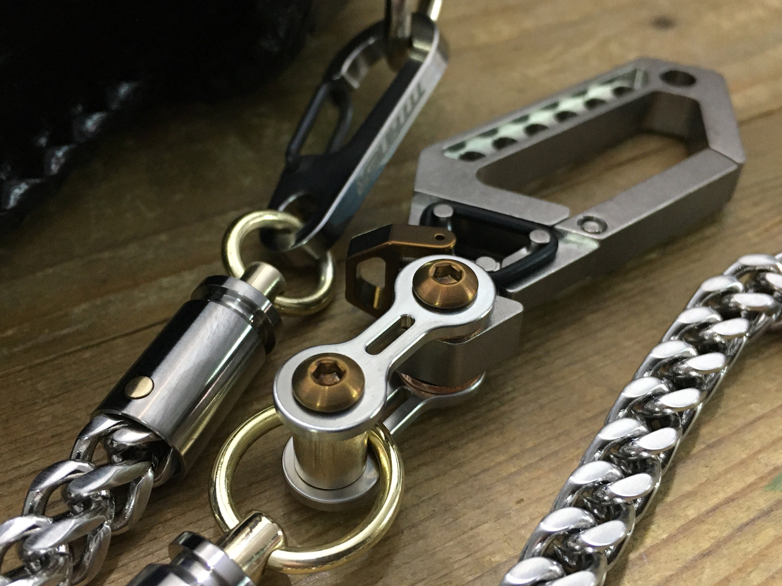 Biker Walletchain / Titanium S.Steels Bi-Swivel