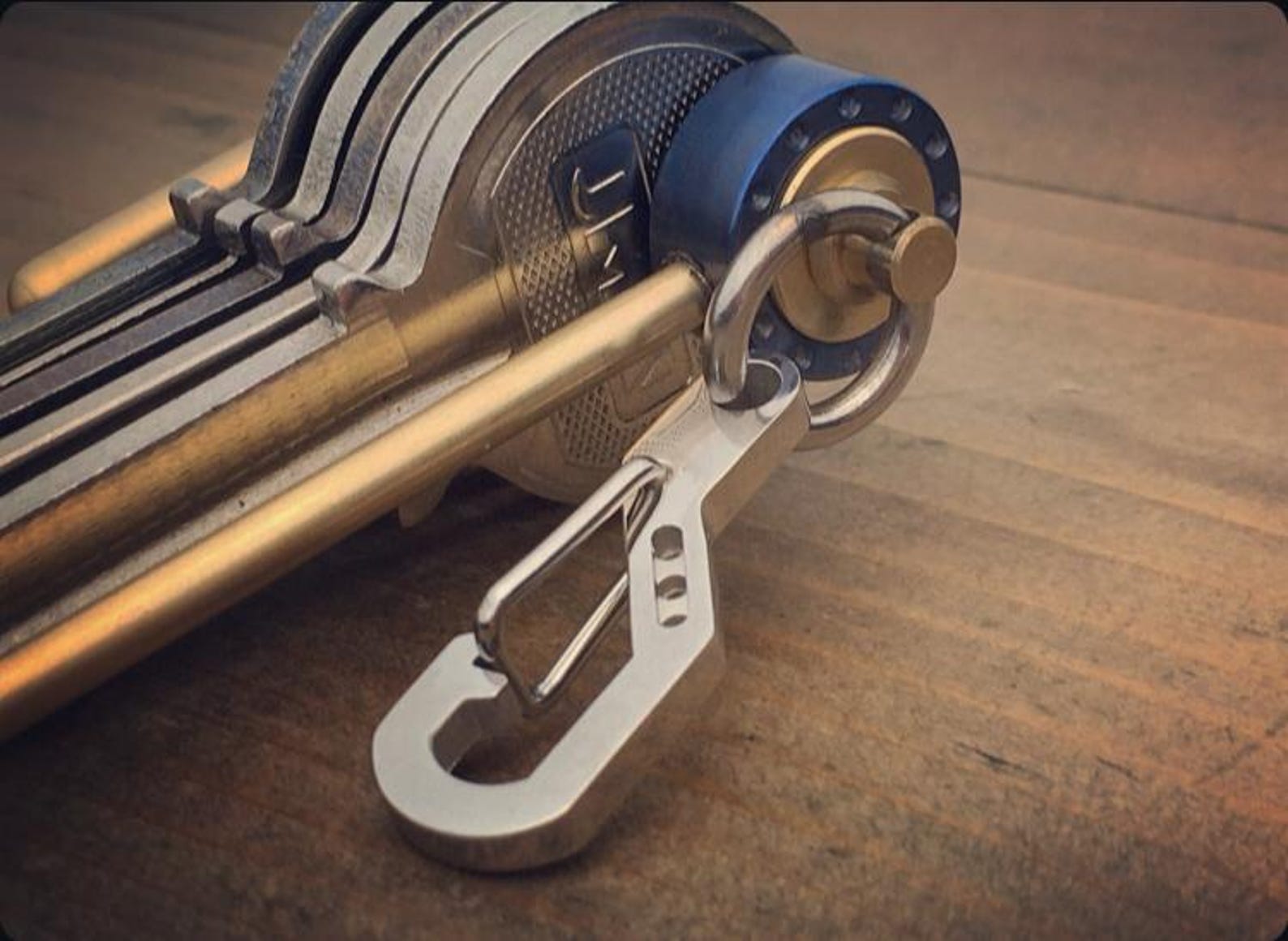 U-bike / Quick Bike Lock / Titanium Keychain for Cyclist - Etsy