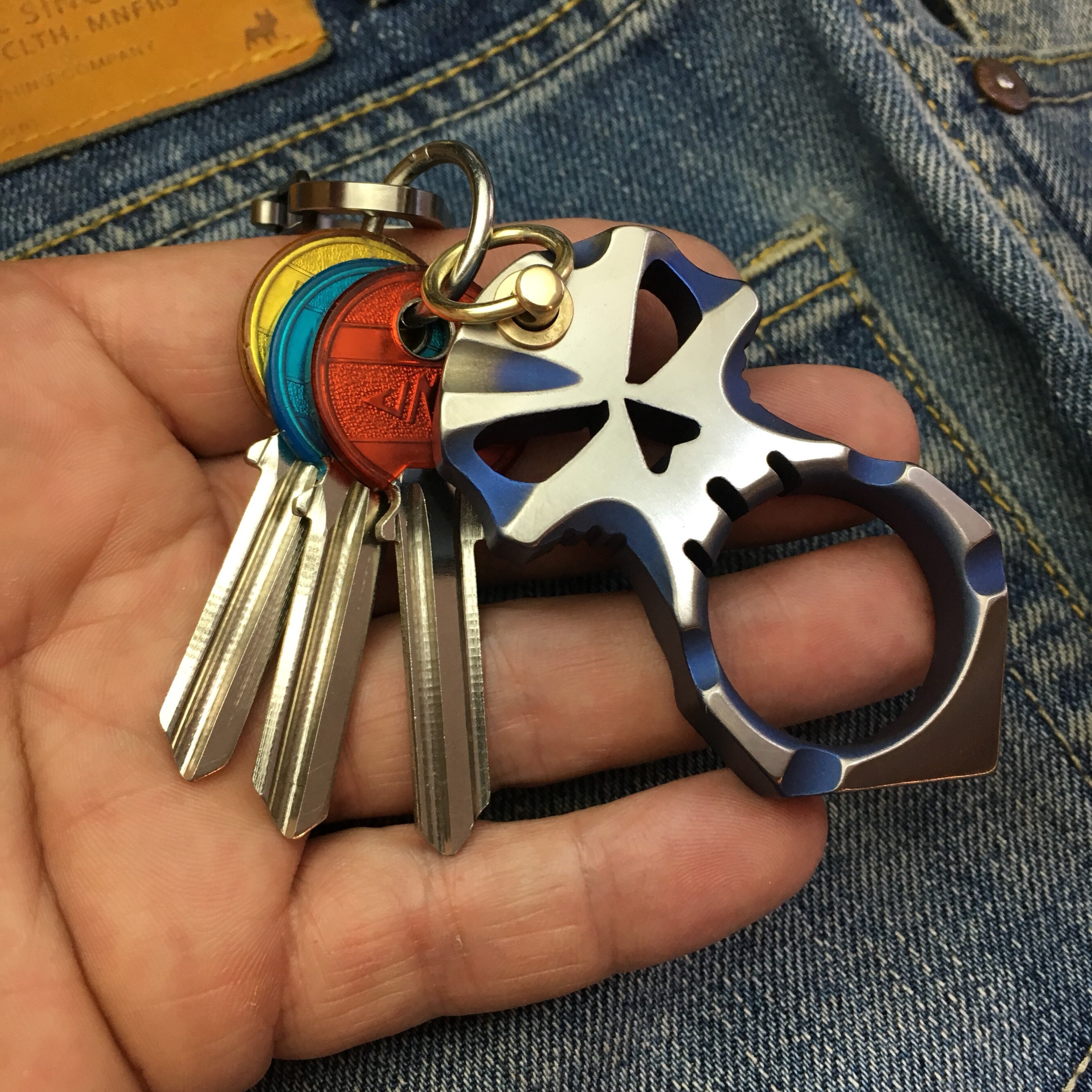 Skeleton Titanium / with Ring connector and rotating shaft / Anodized Blue