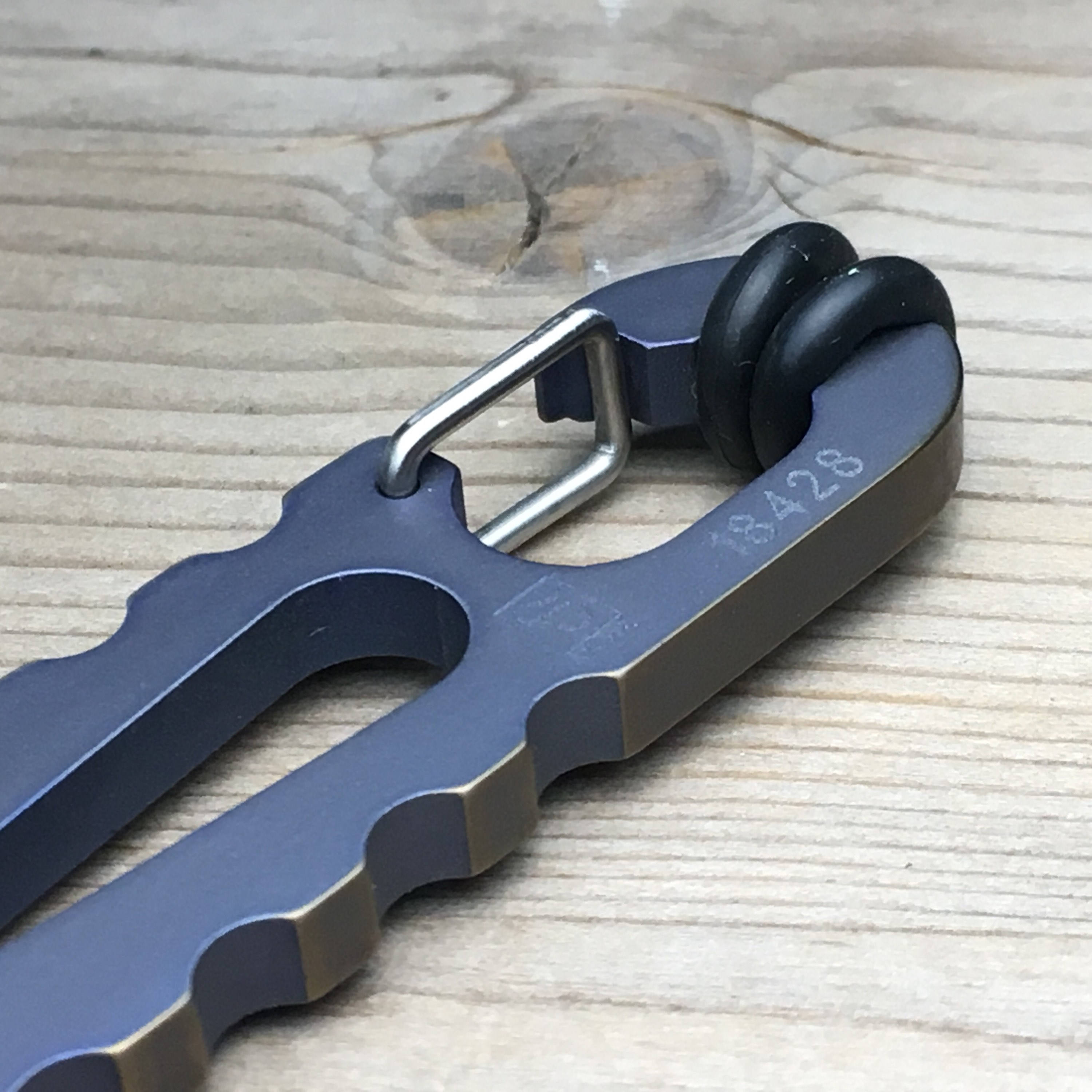 Edc Multi-tool Pry-Bar Titanium by Böker