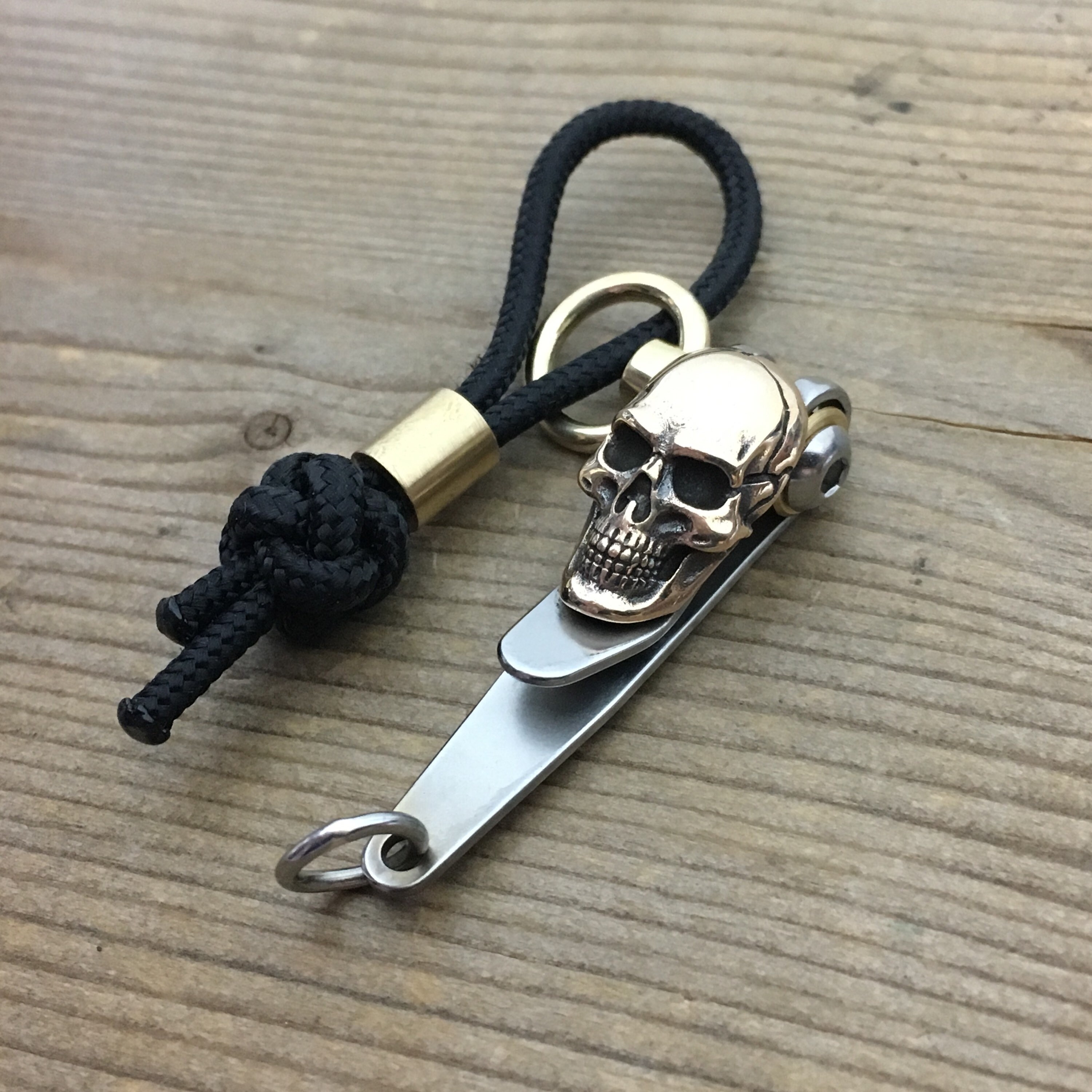 Skull Suspension Clip / Keychain