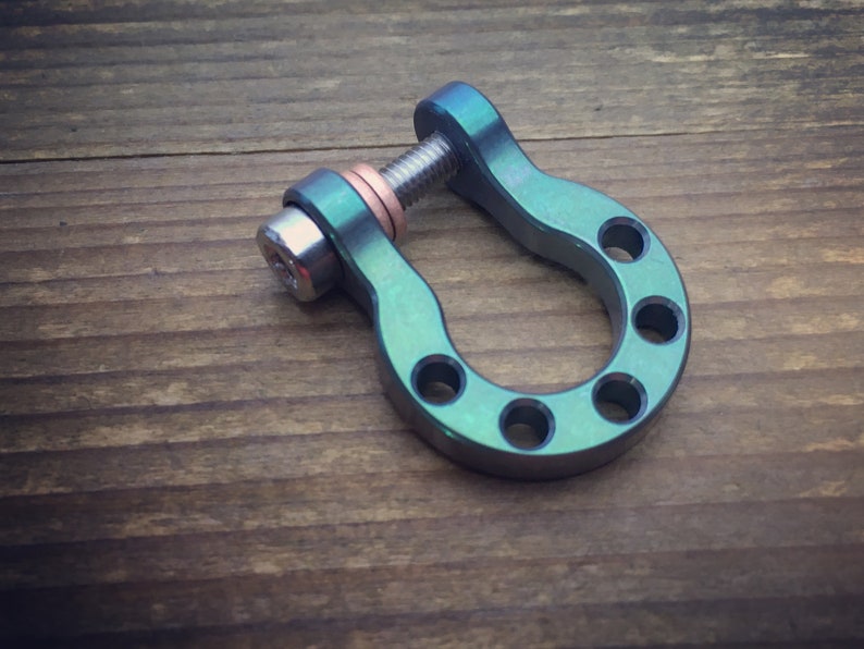Titanium Omega Shackle / Edc Keychain - Etsy