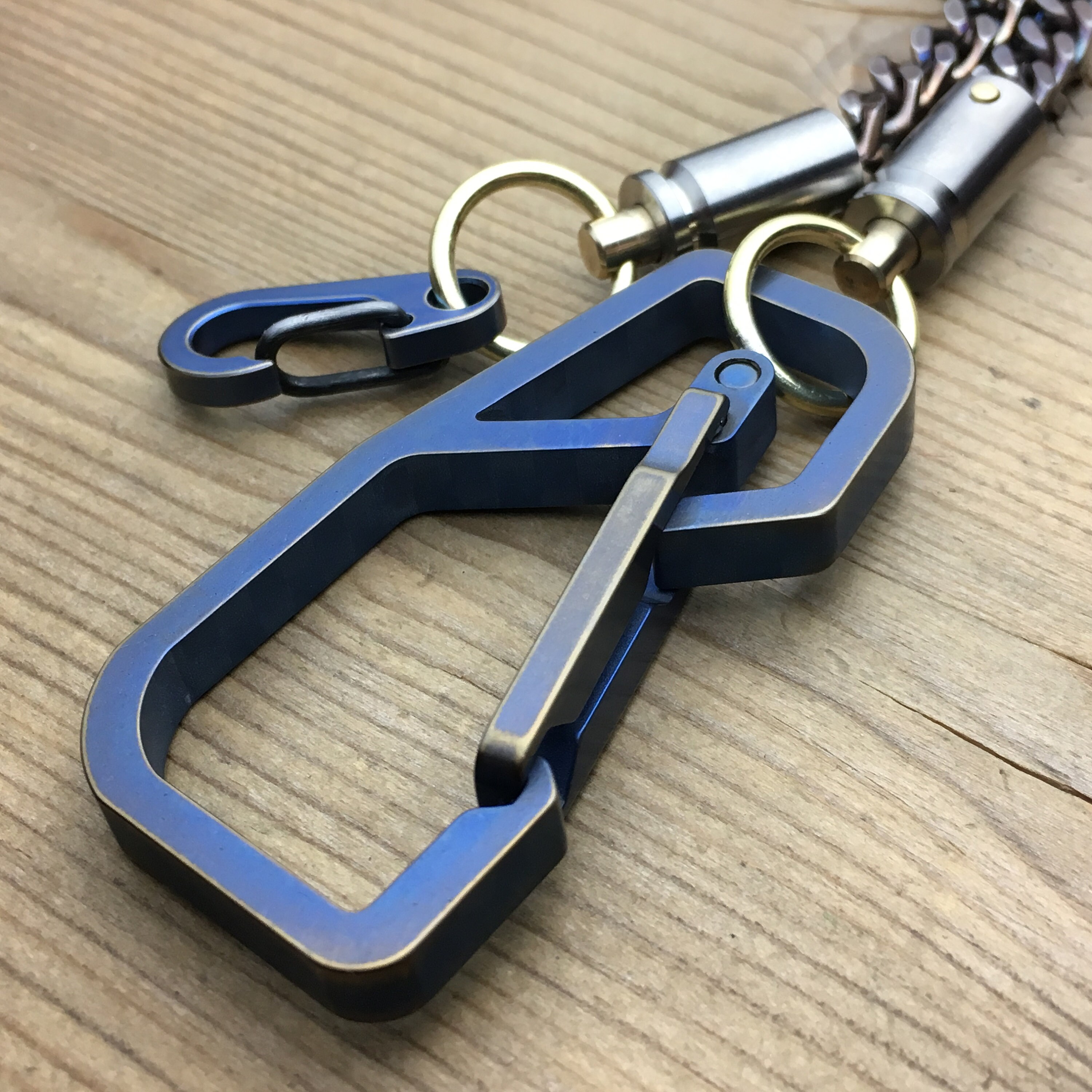 Small Wallet Chain / Bi-Swivel Bullet casings 9mm in titanium