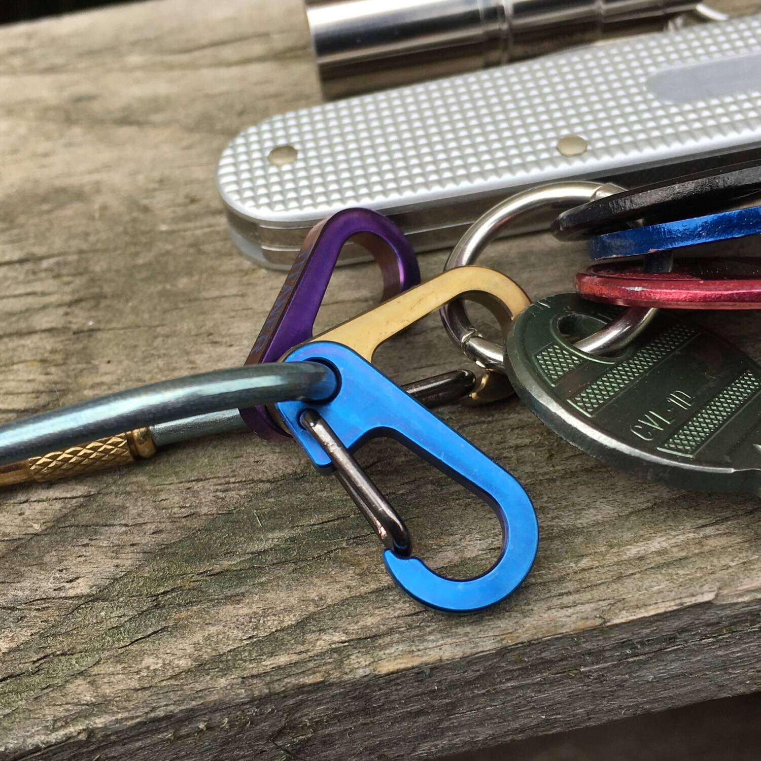 Tri-Key Carabiner 100% Pure Titanium