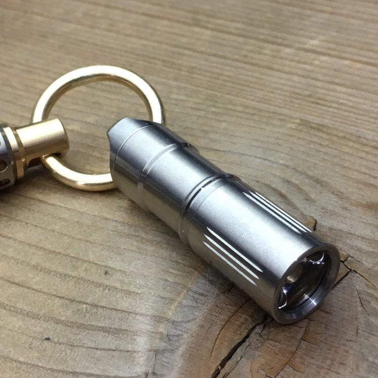 Custom Flashlight, Keychain / Rechargeable - Micro USB interface