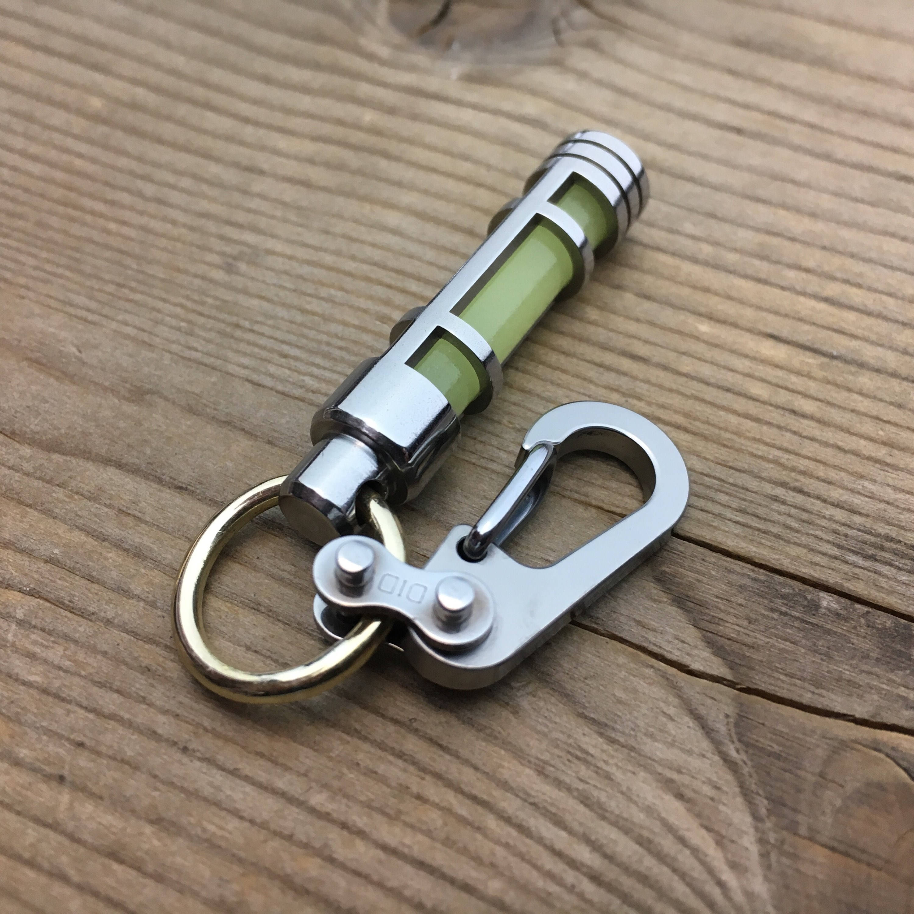 Glow-Fob Locator, Keychain with Bike-Link / Stainless Steels