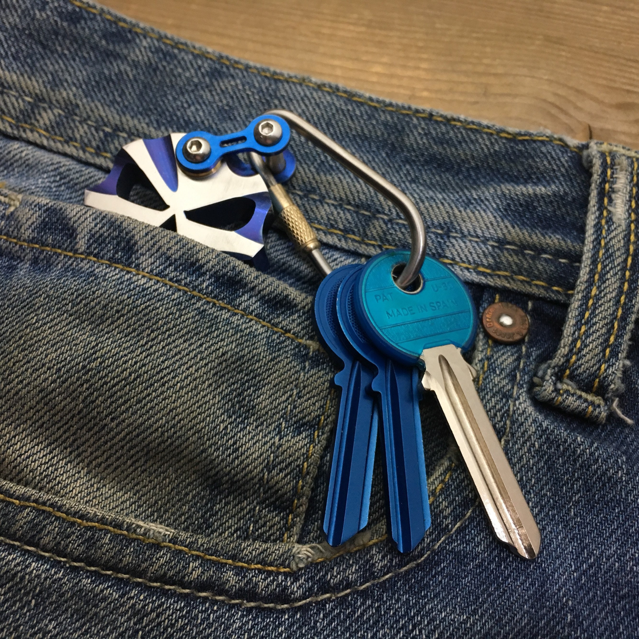 Skeleton Titanium Keychain, with Ti-Bike-Link