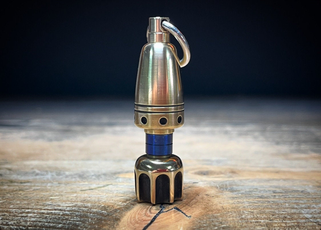 ONE-OFF / The Big Rocket Bomb. Swivel pendant bead / Brass - Titanium