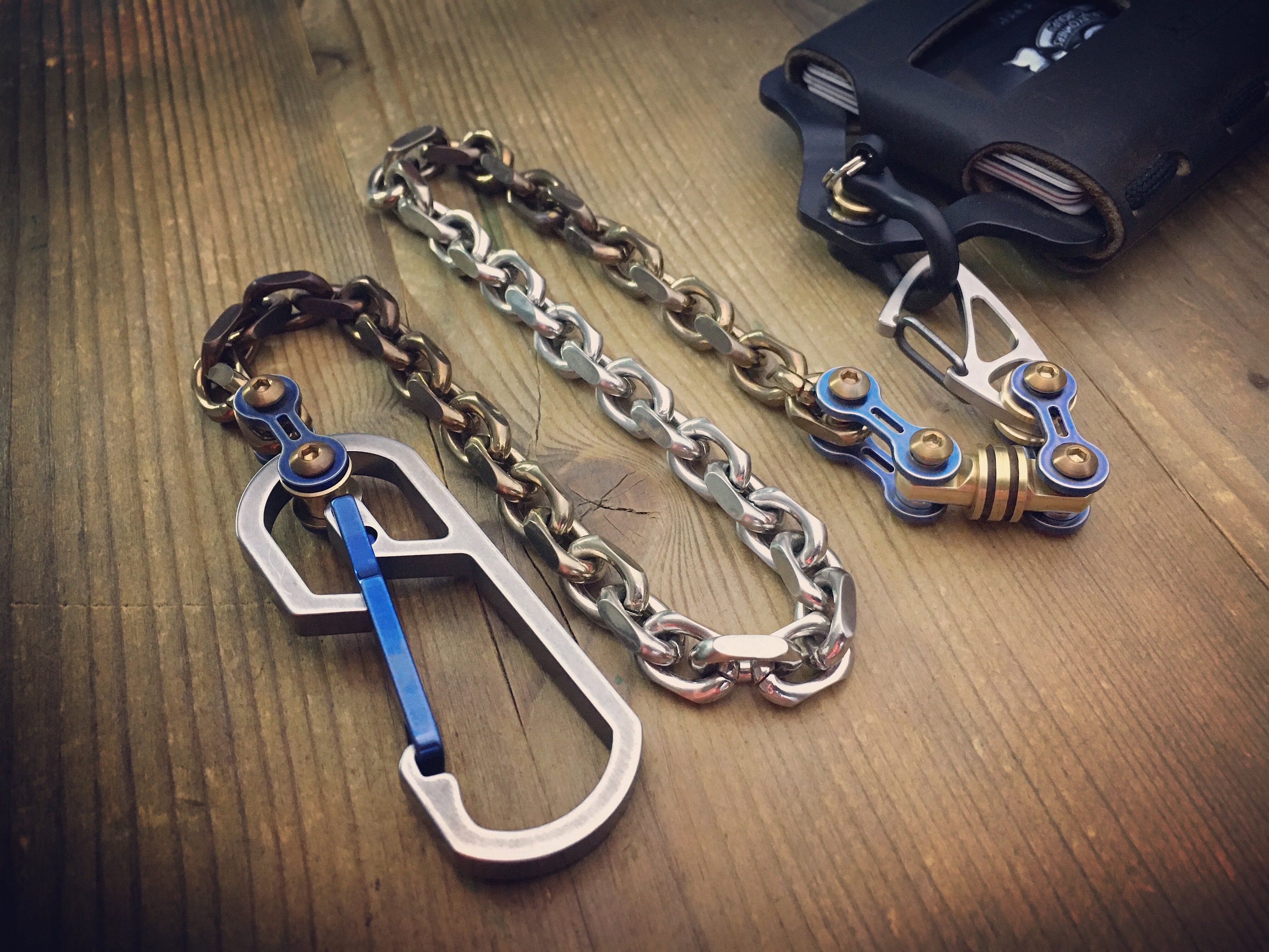 Biker Wallet Chain with Bike-Link / Petrol Texture