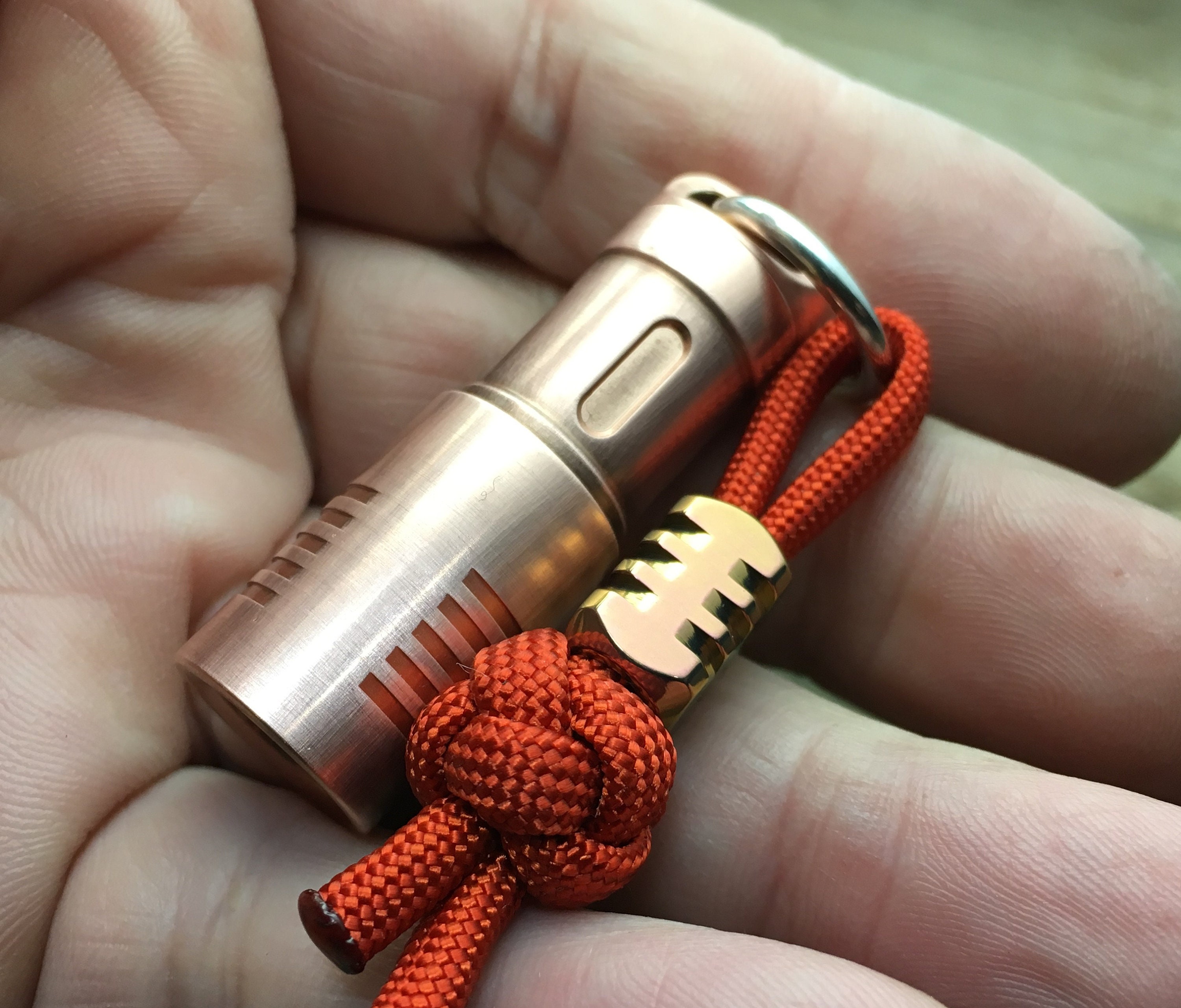 Small USB Flashlight / Keyring / Top texture Aged Copper