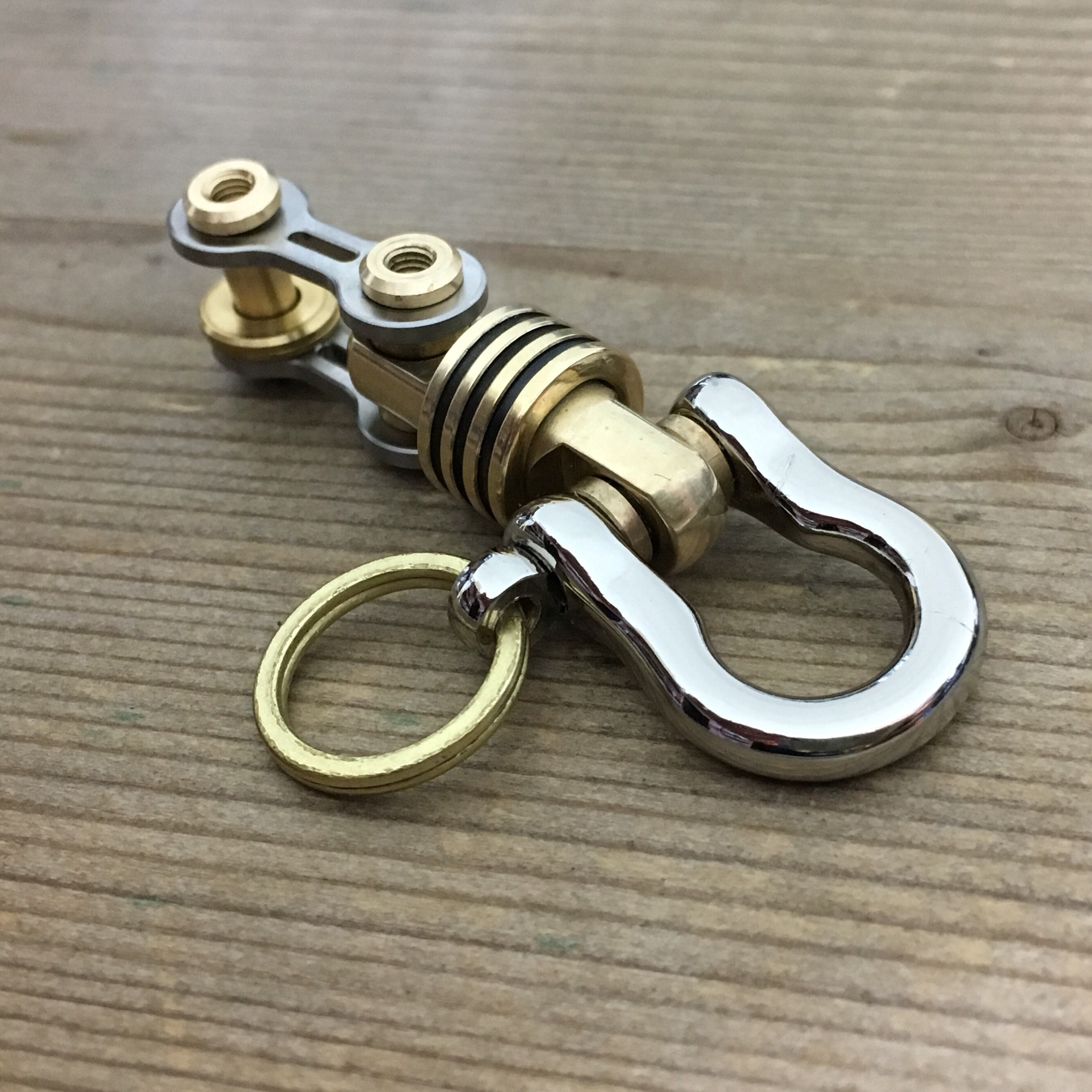 Connector / Swivel Adapter Std / 12mm