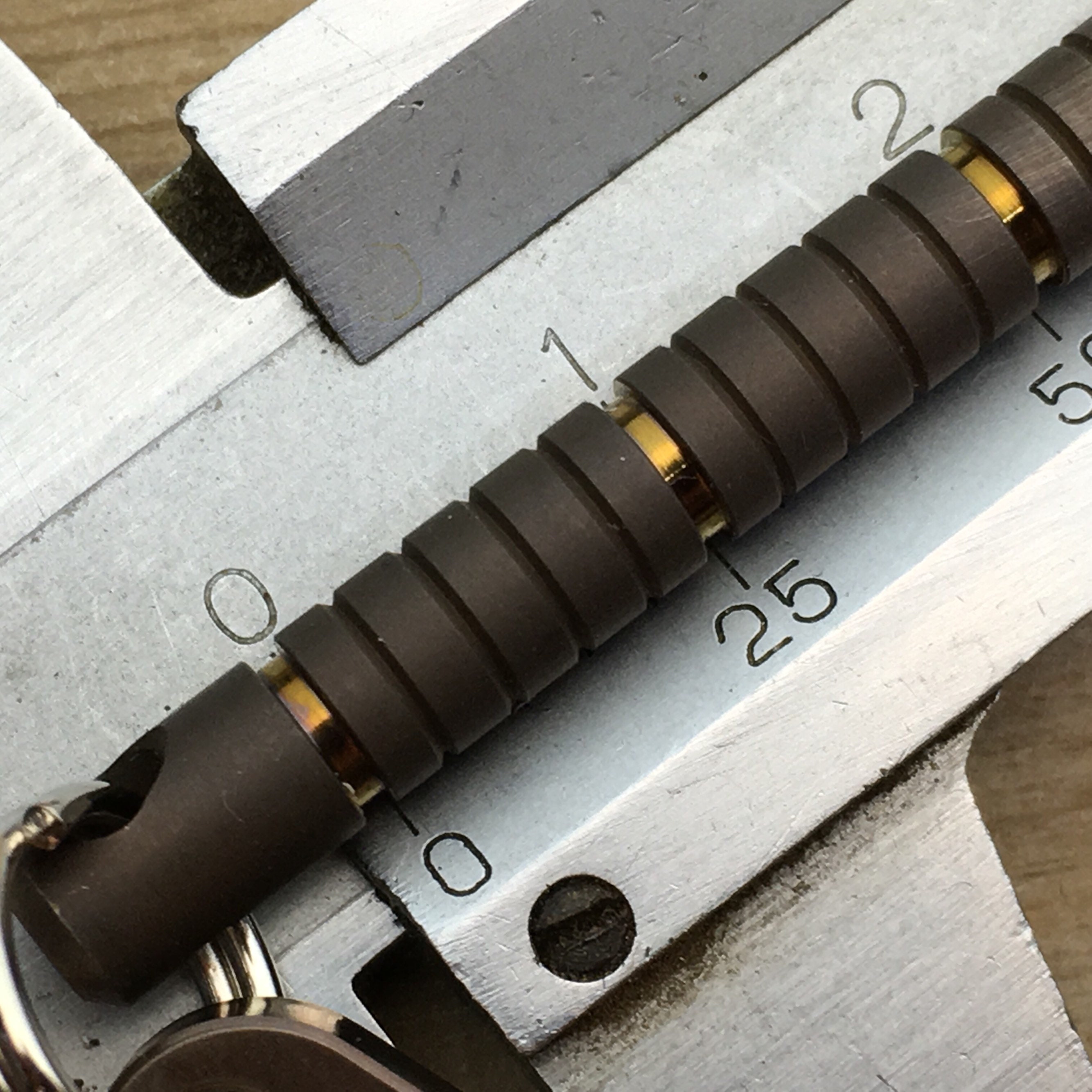 EDC Tool Titanium Rule-Caliber / Metric