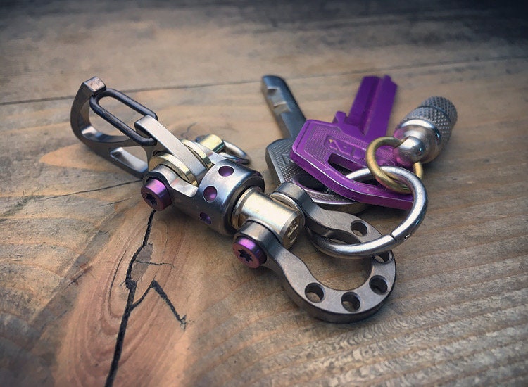 Sport Bike Yoshimura look / Anodized Titanium, Swivel Key chain