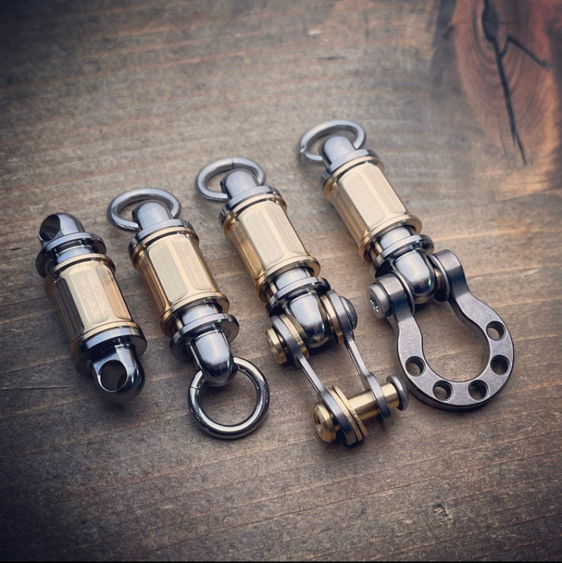 Titanium Quick release connector / keychain, Dogs, surveillance and ...