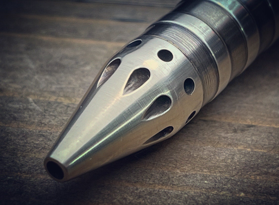 TOP MOD / Boker Cal.50 Brass Ballpoint Pen with Solid Brass Skull Clip.