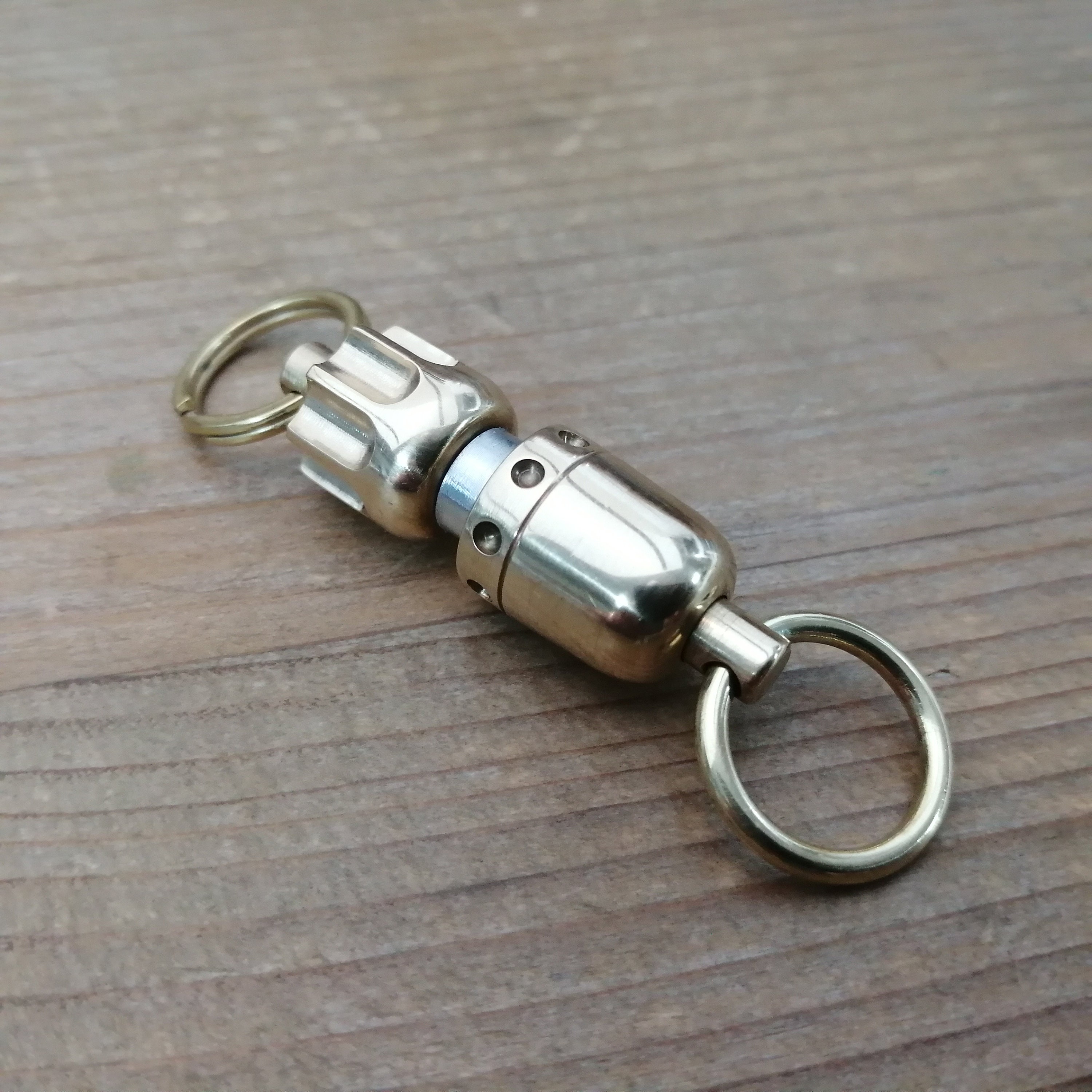 Swivel Pendant, Rocket Bomb / Multipurpose connector (one-off)