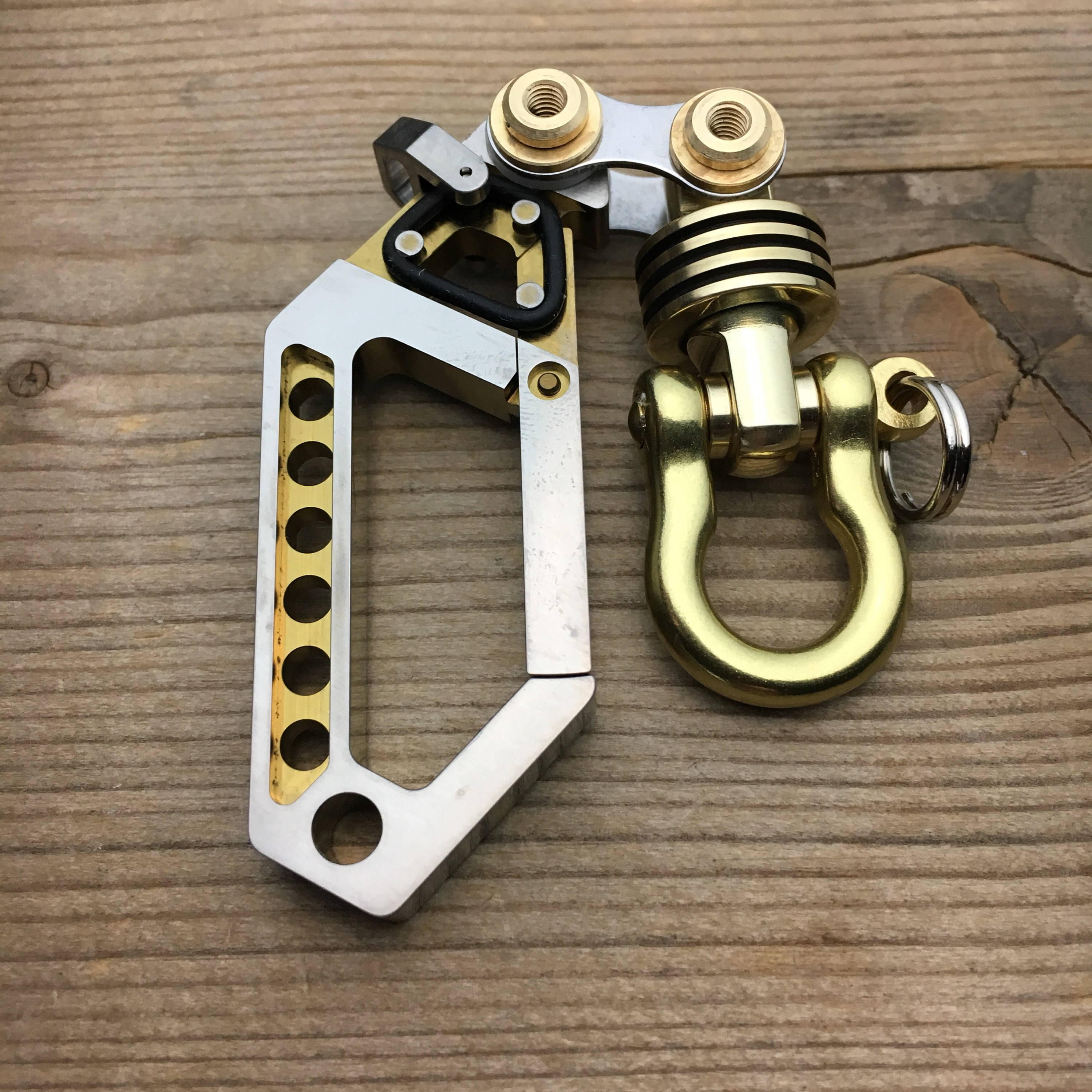 Ti-Drone Carabiner, Shackle Key Chain / with swivel.