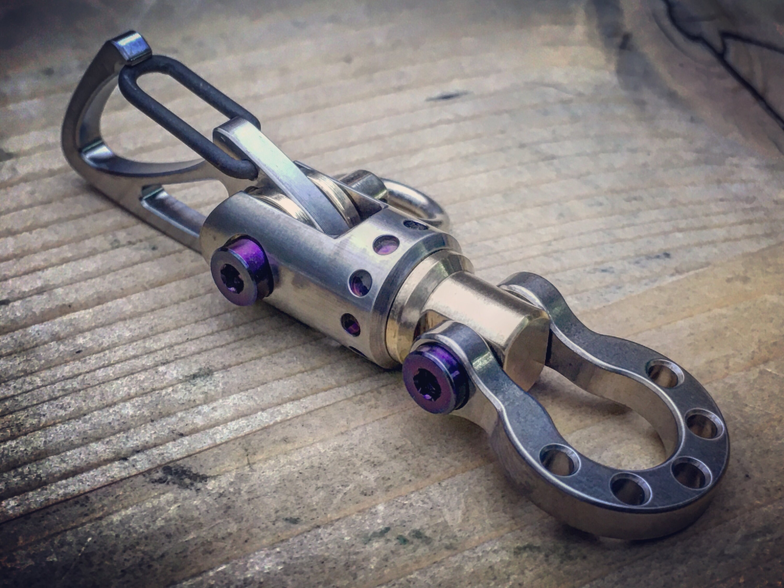 Sport Bike Yoshimura look / Anodized Titanium, Swivel Key chain