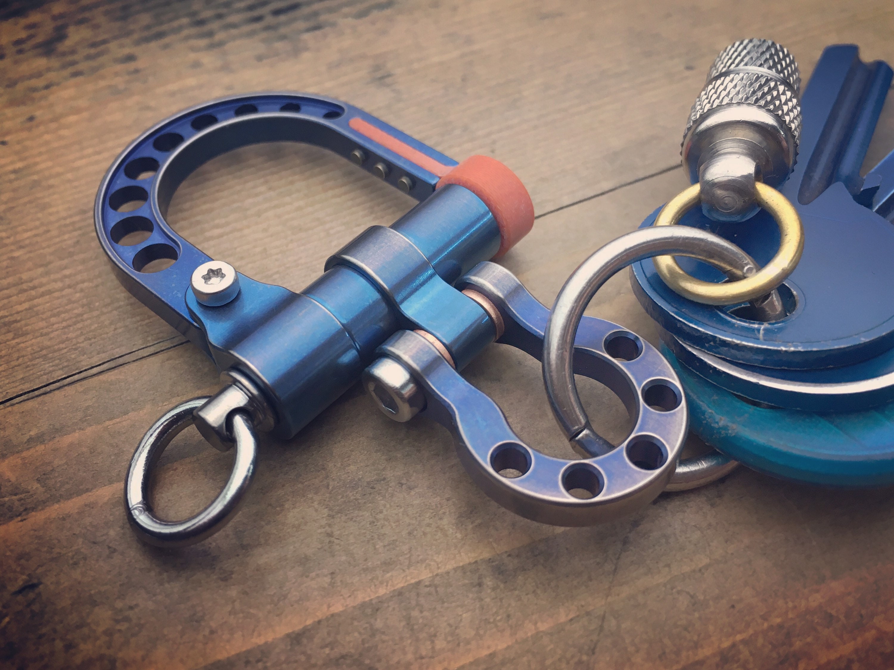 EDC Titanium Keychain - Titanium Shackle Carabiner - Aged Blue